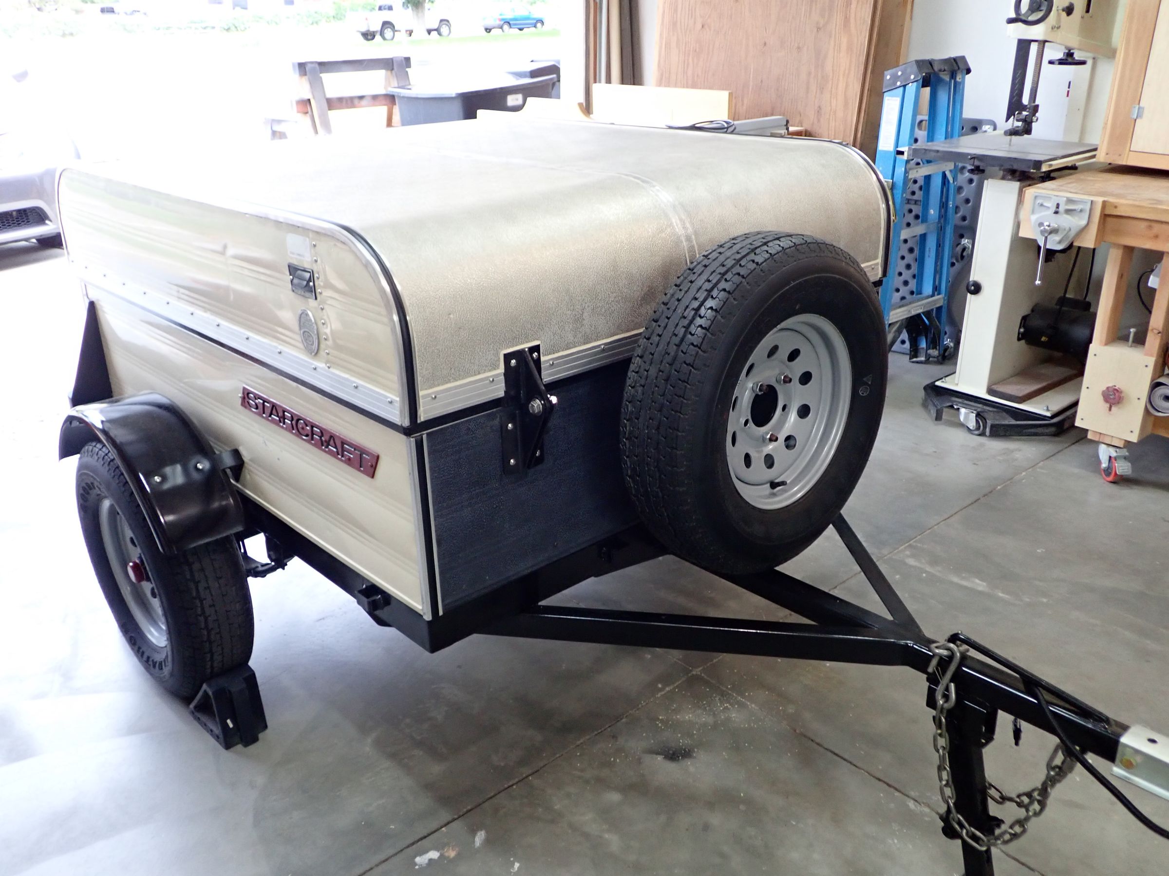 Retro-Style Camping Gear Trailer : 8 Steps (with Pictures) - Instructables