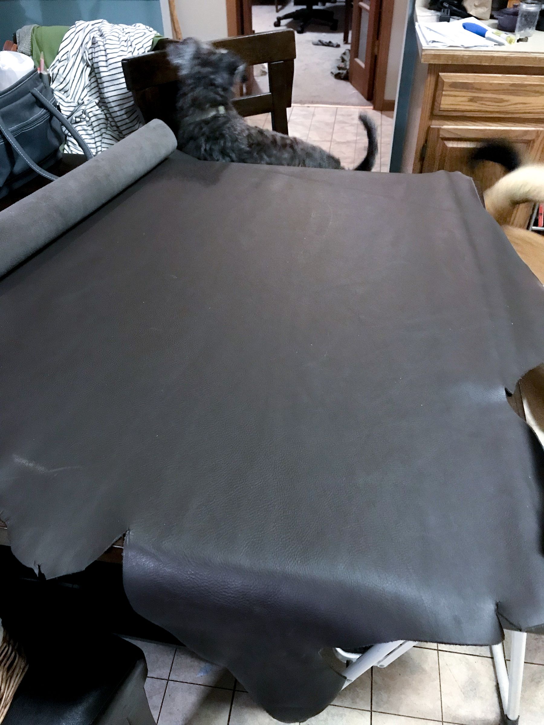 Make a Simple Leather Apron : 4 Steps - Instructables
