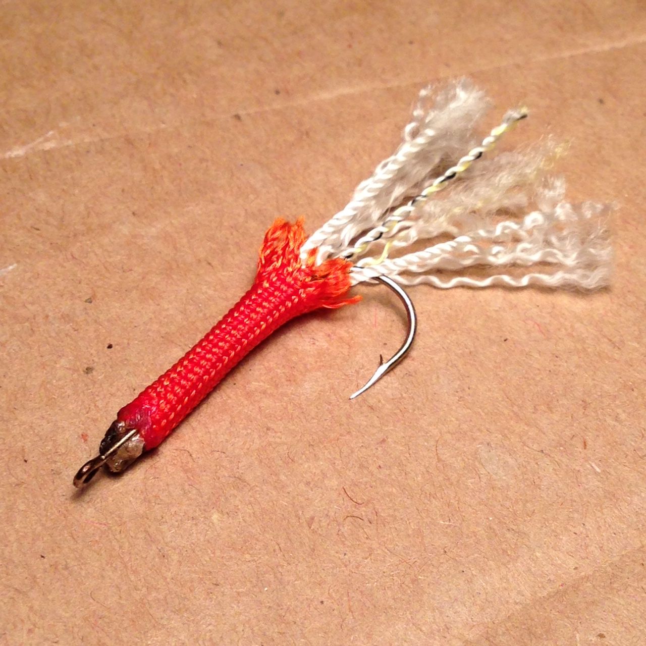 How to Make a Fishing Lure From Paracord : 6 Steps (with Pictures ...