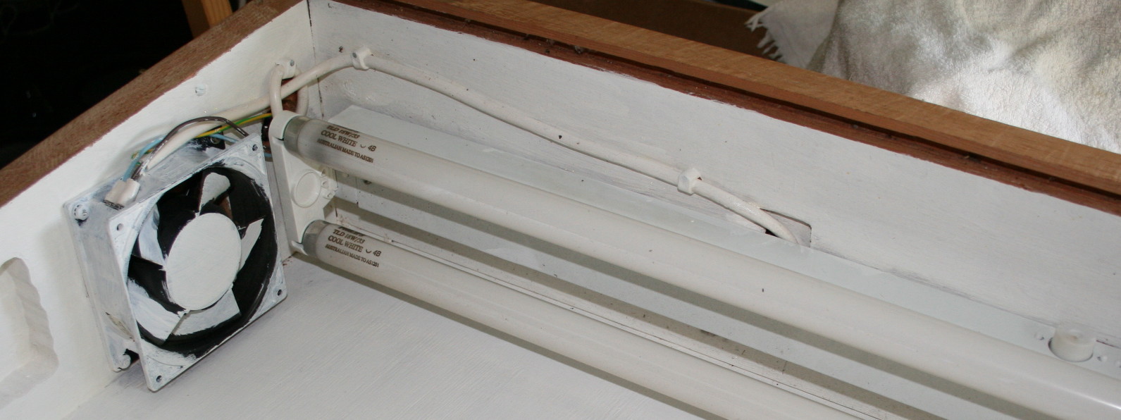 Lighted Table for Drafting, Calligraphy, Animation Etc. : 9 Steps ...