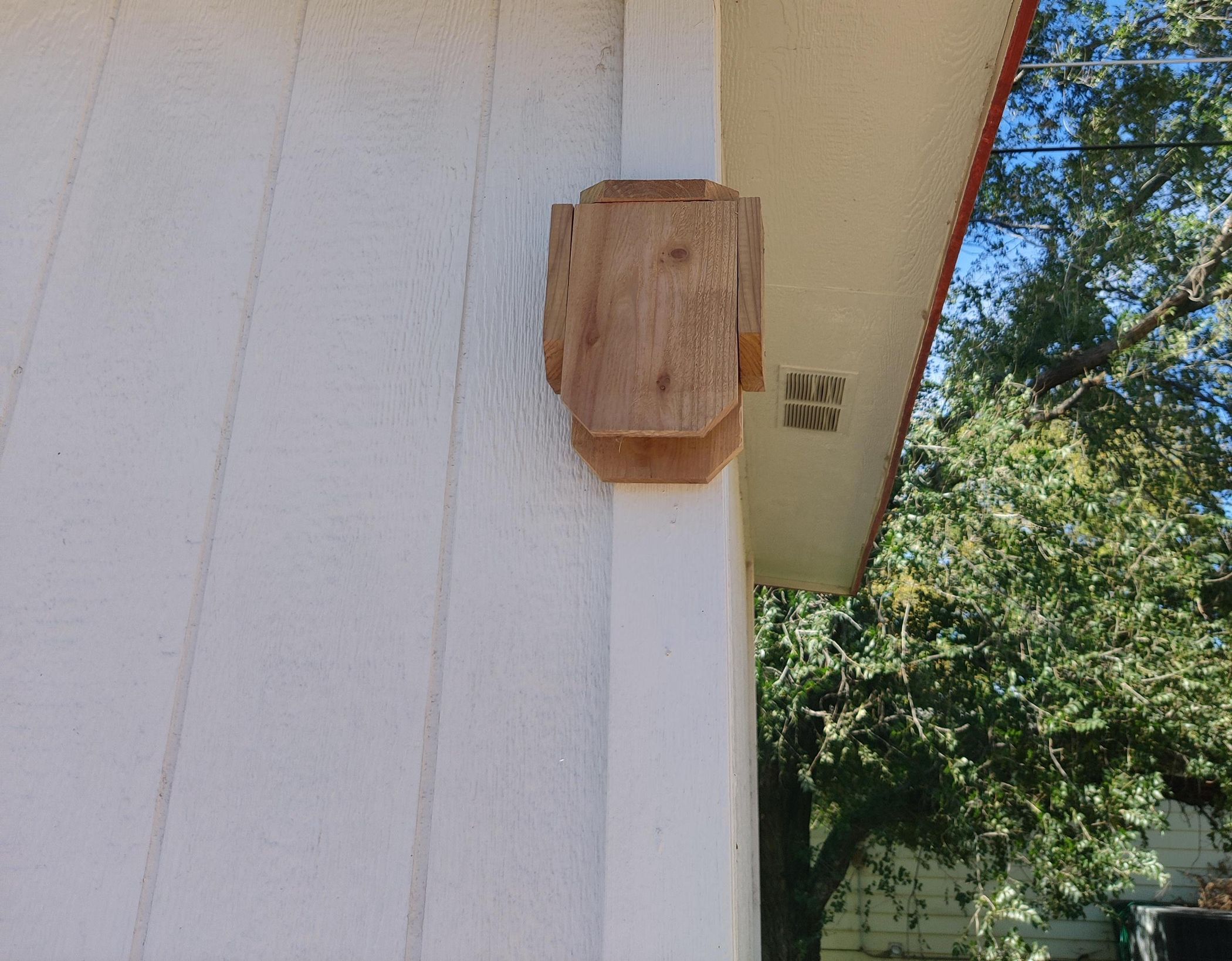 Cedar Fence Bat House : 6 Steps - Instructables