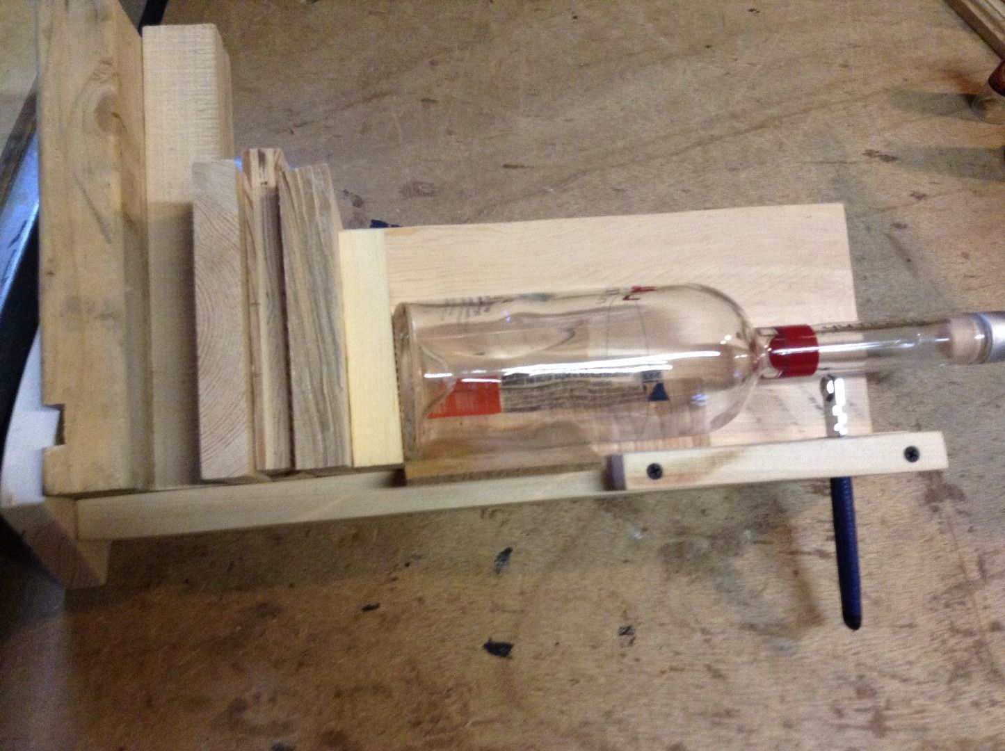 Simple Bottle Cutting Jig : 5 Steps (with Pictures) - Instructables