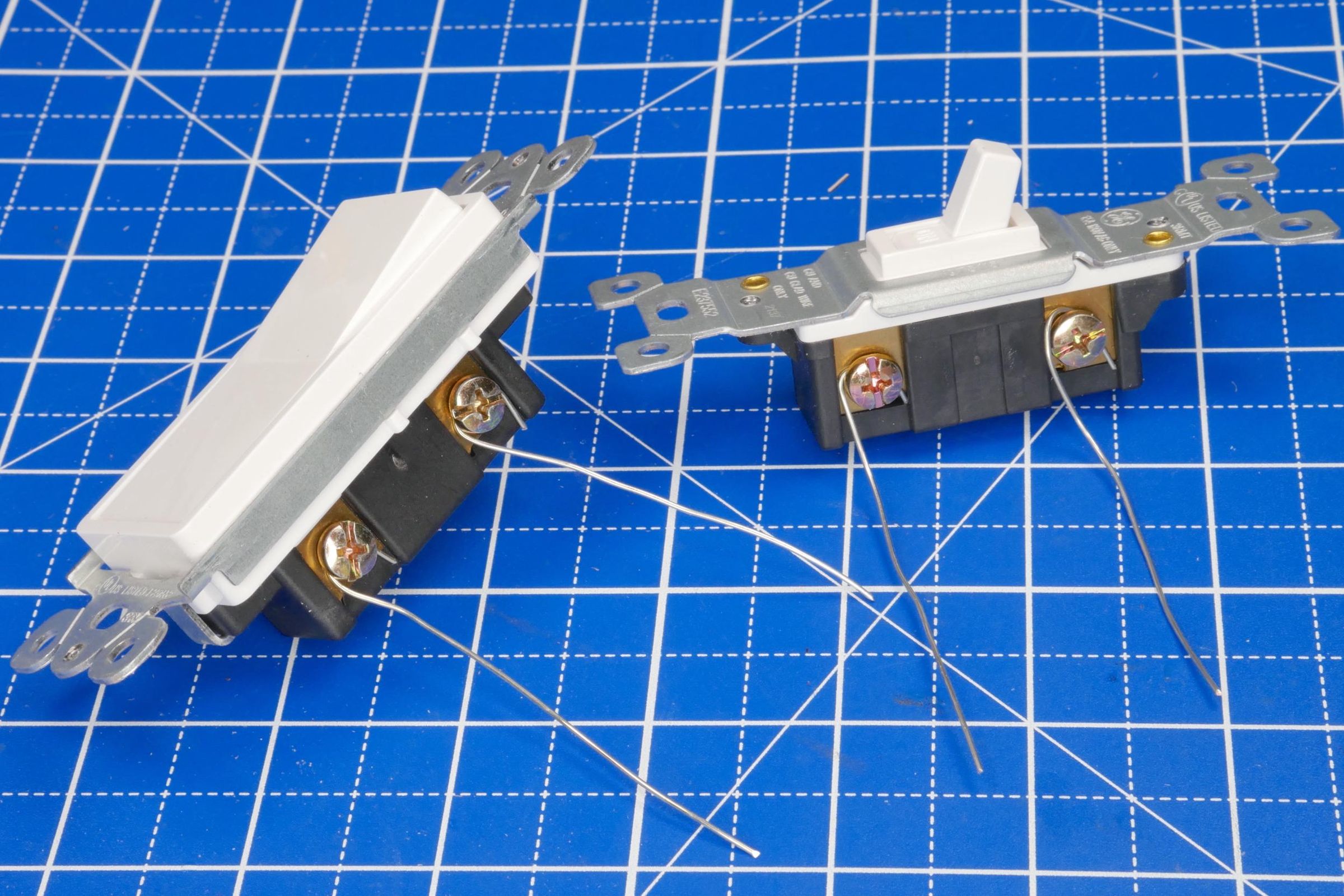 Busy Button Box - Montessori-style Electronic Board Toy for Toddlers ...