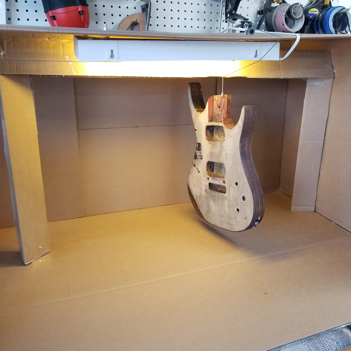 DIY Cardboard Spray Booth : 8 Steps (with Pictures) - Instructables