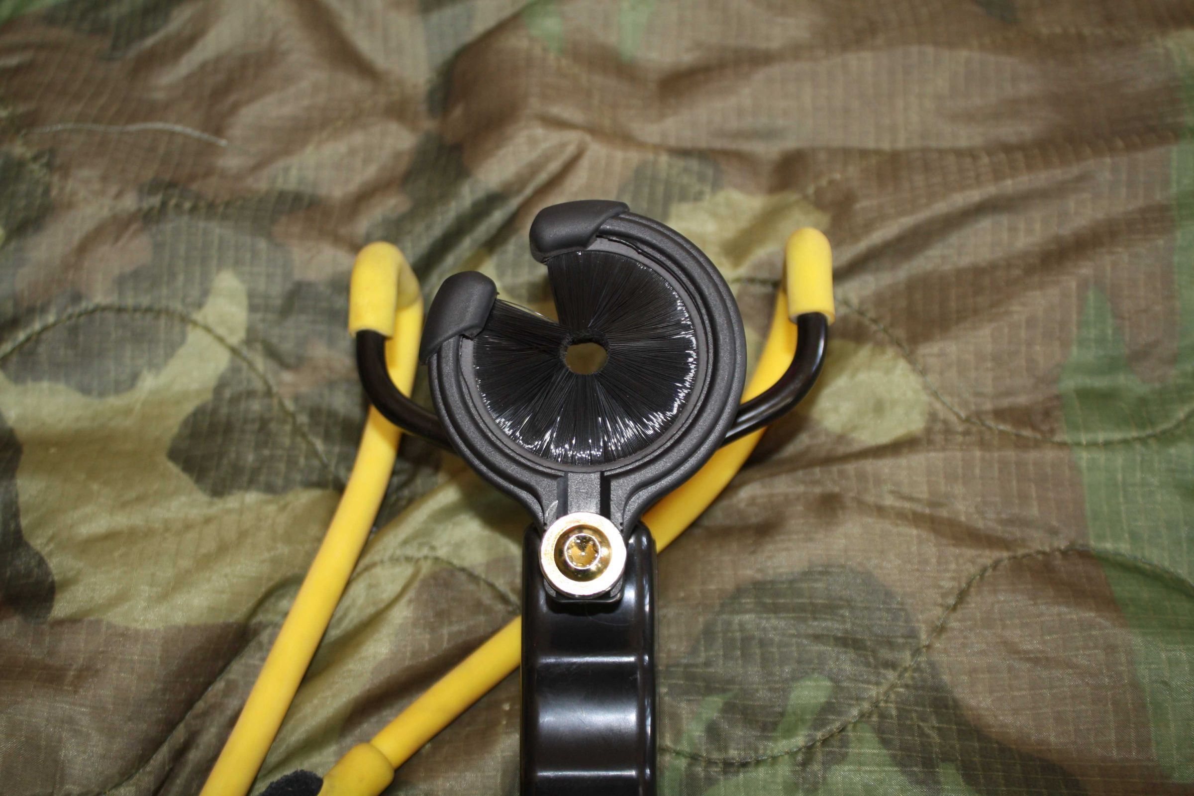 Arrow Throwing Sling Shot : 3 Steps - Instructables