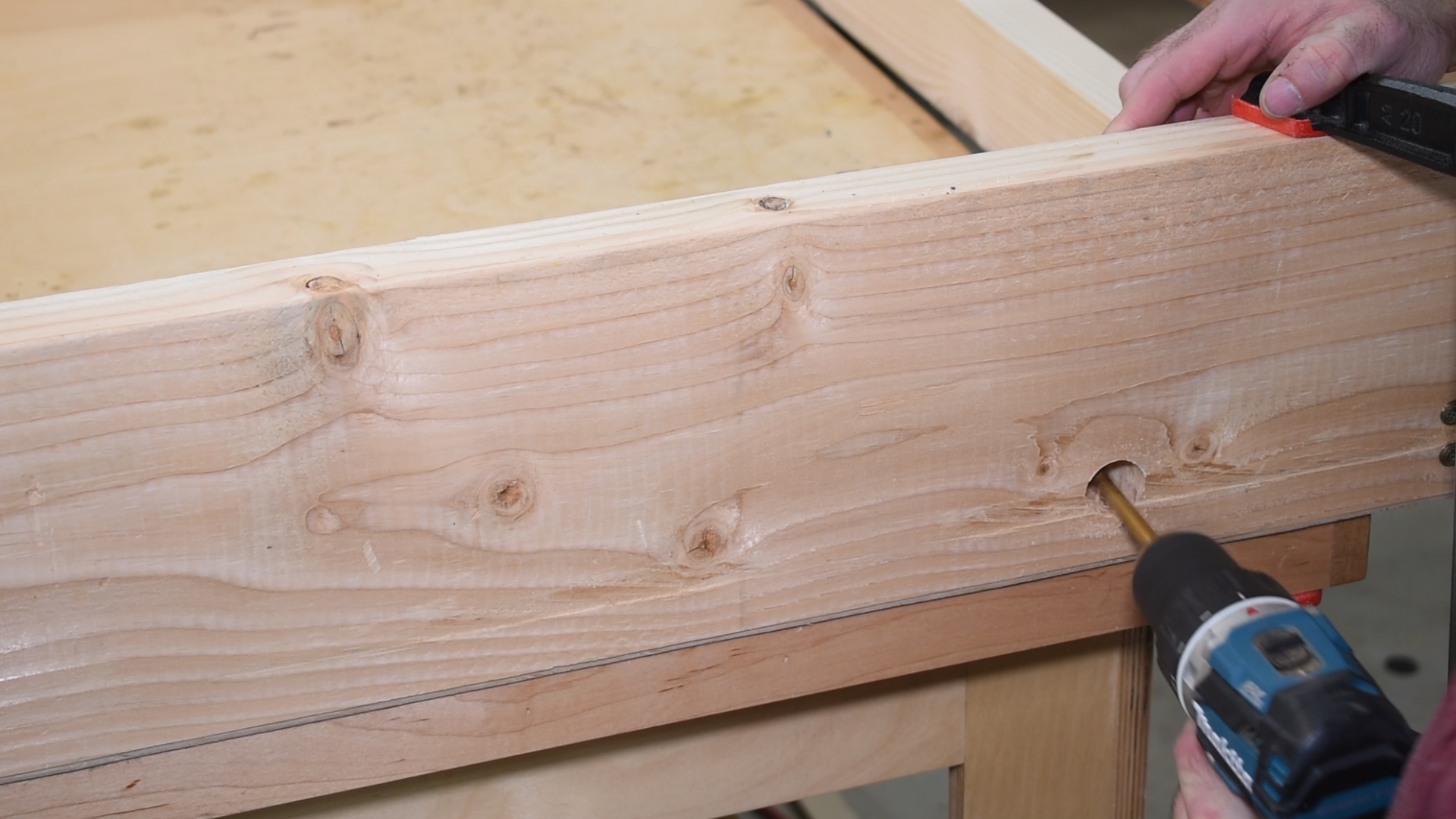 Flattening a Chainsaw Milled Slab : 9 Steps (with Pictures) - Instructables