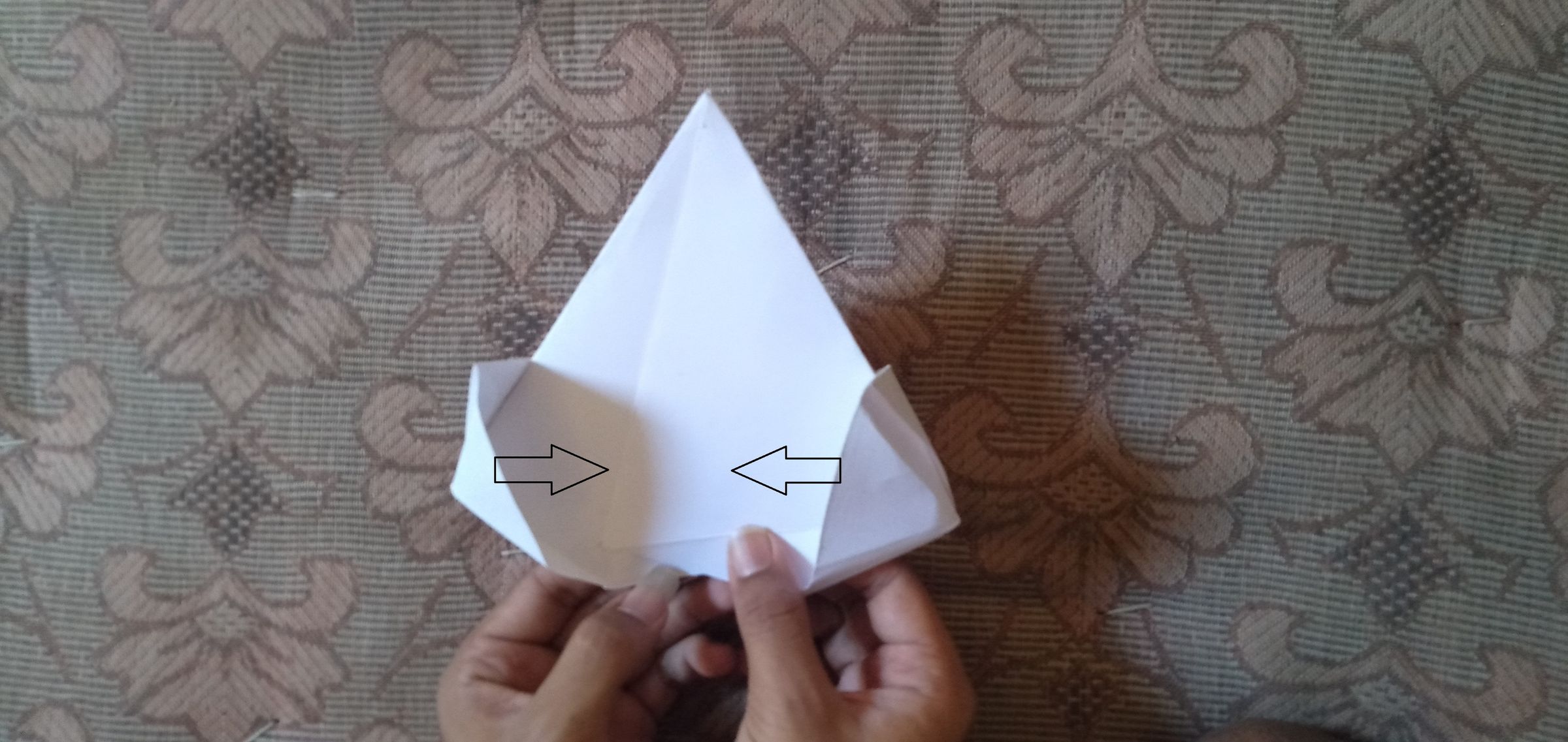 DIY Paper Stand for Smartphone (No Glue ) : 5 Steps - Instructables