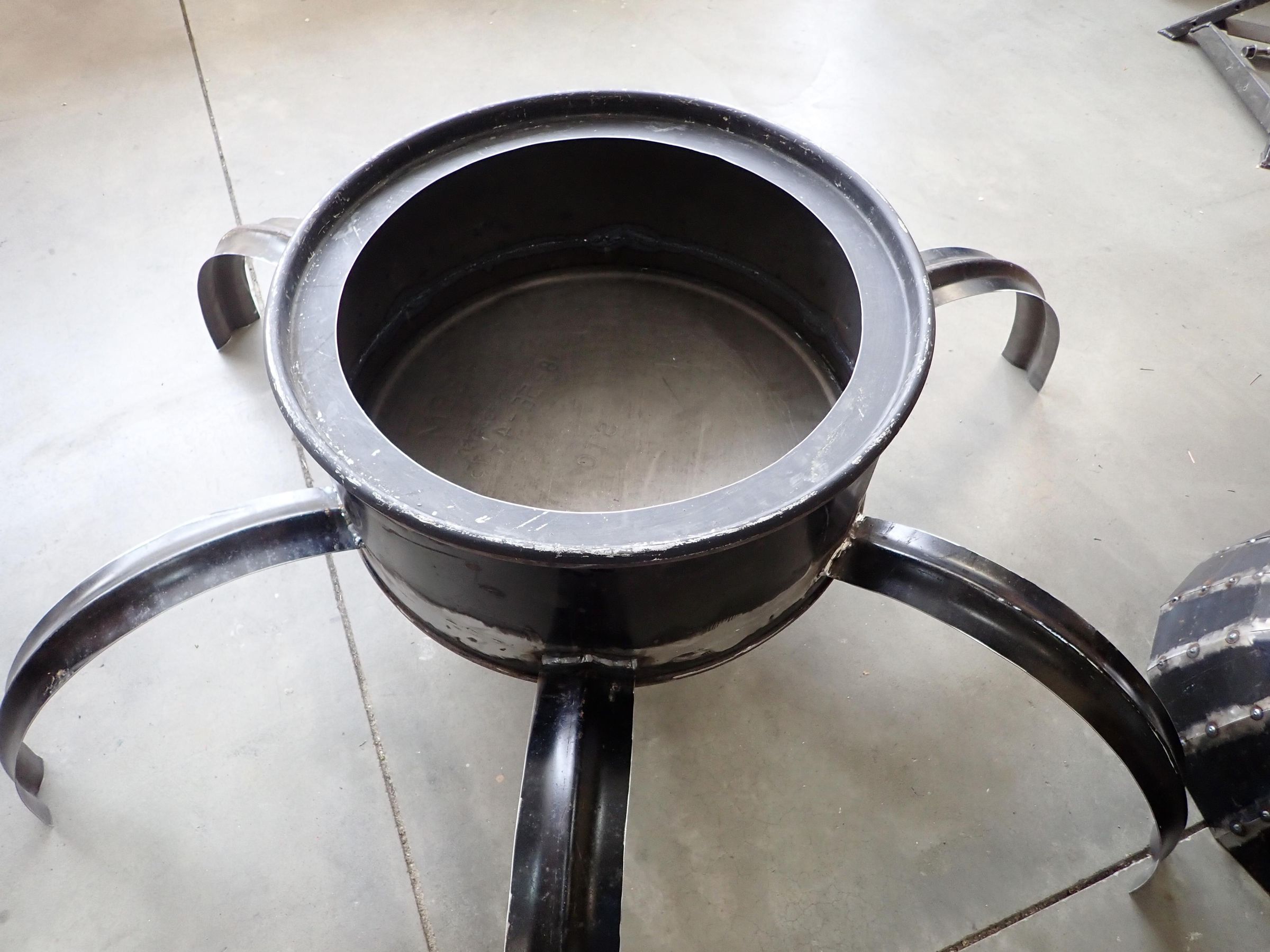 Backyard Guardian: Steel Drum Fire Pit : 19 Steps (with Pictures ...