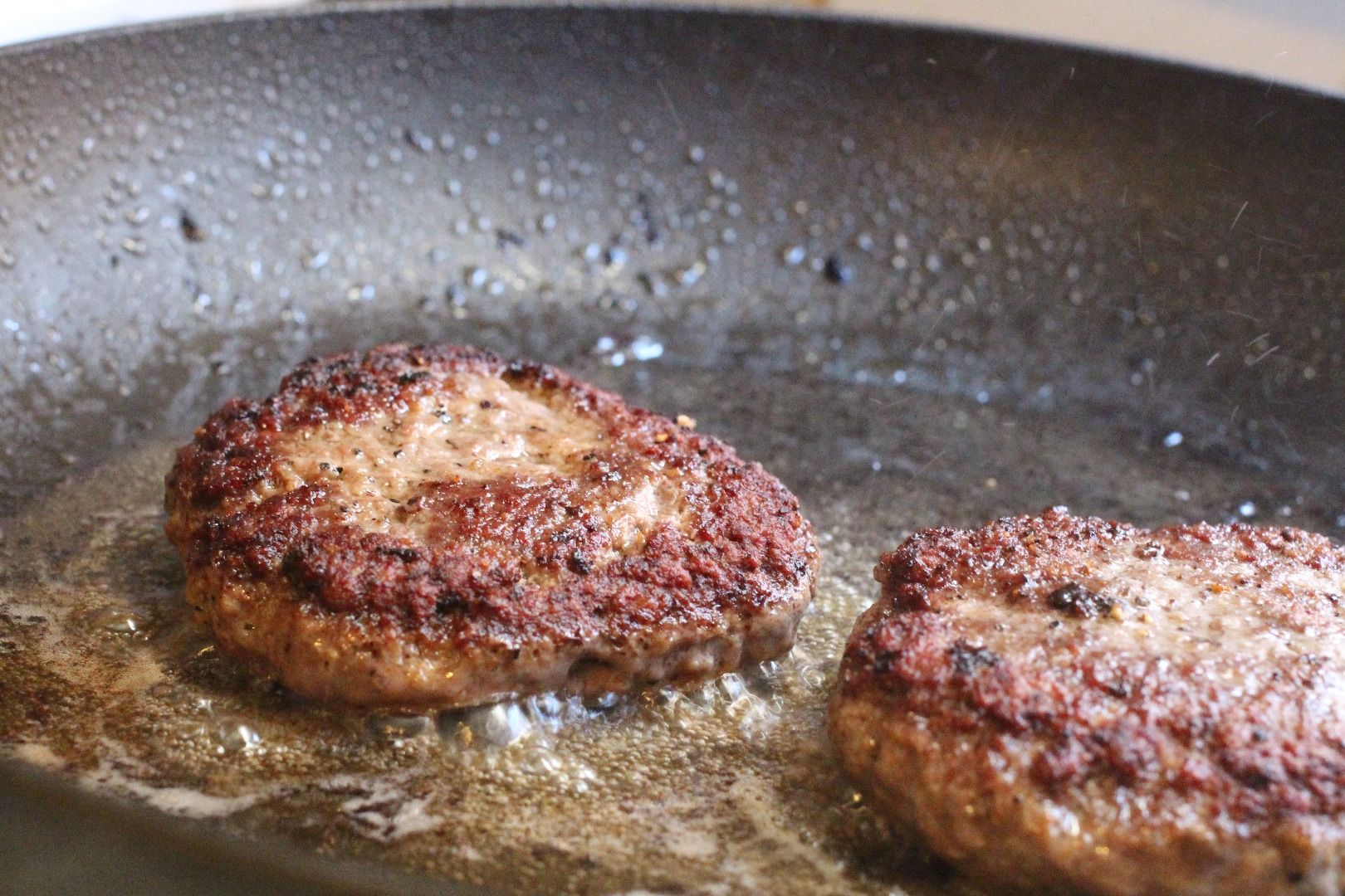 How to Make Great Burgers at Home : 7 Steps (with Pictures) - Instructables