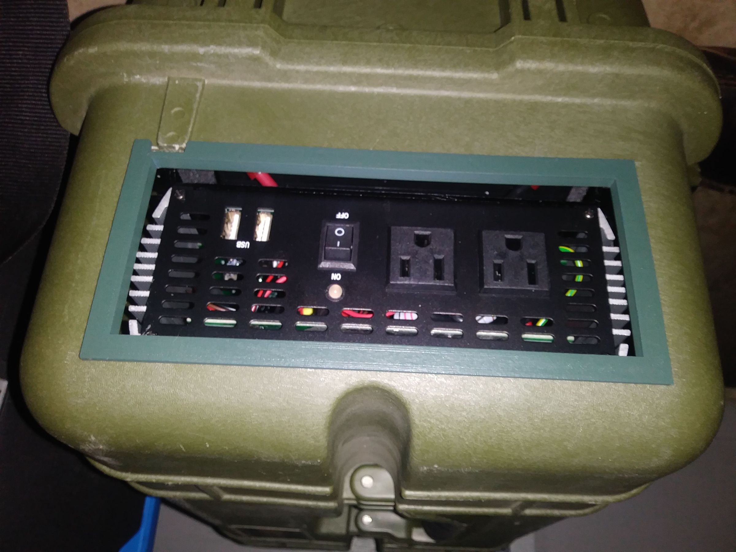Portable Power Box : 4 Steps (with Pictures) - Instructables