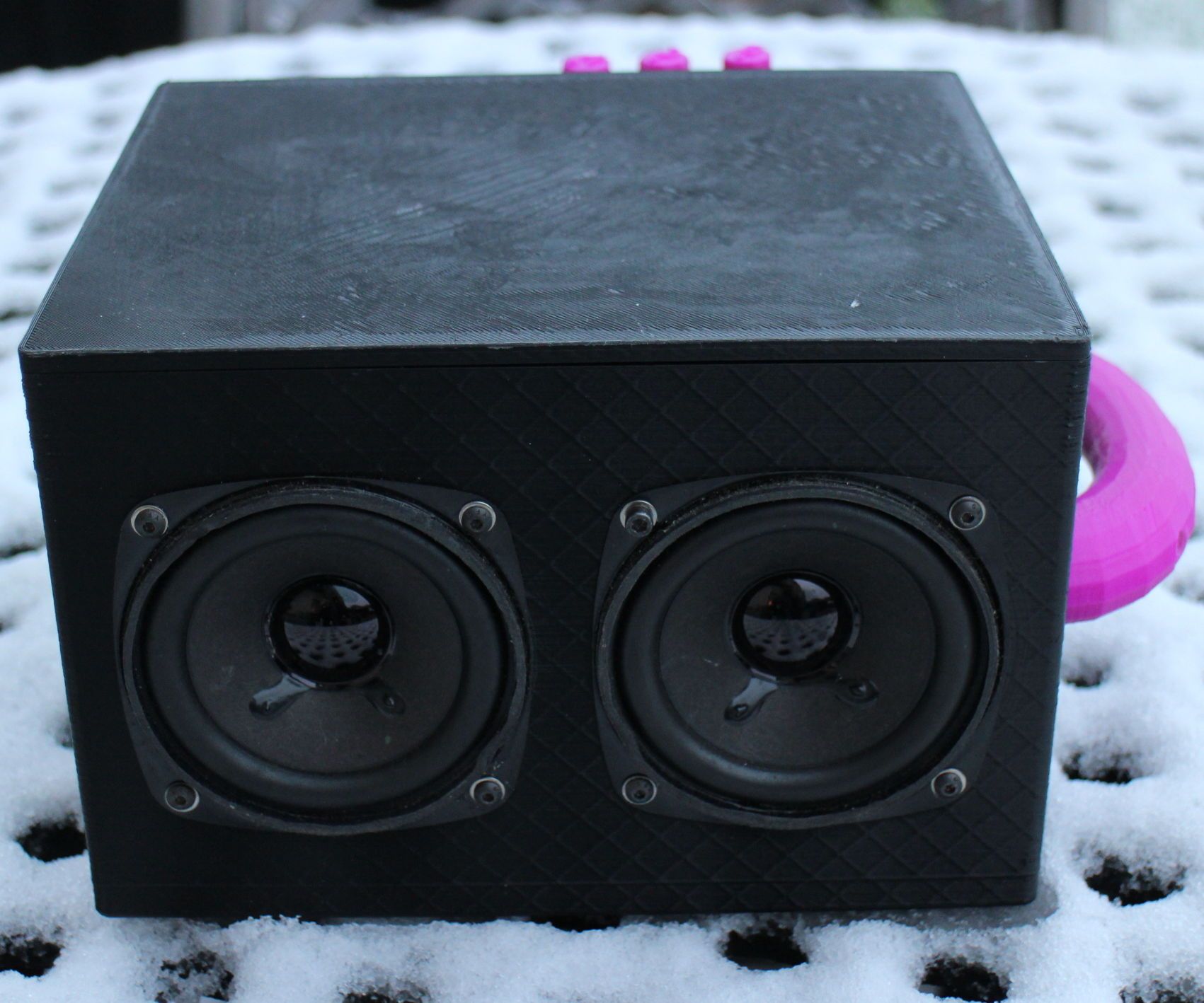 8cm 3.3” Speaker Box With Built in Bluetooth Amplifier : 11 Steps (with ...