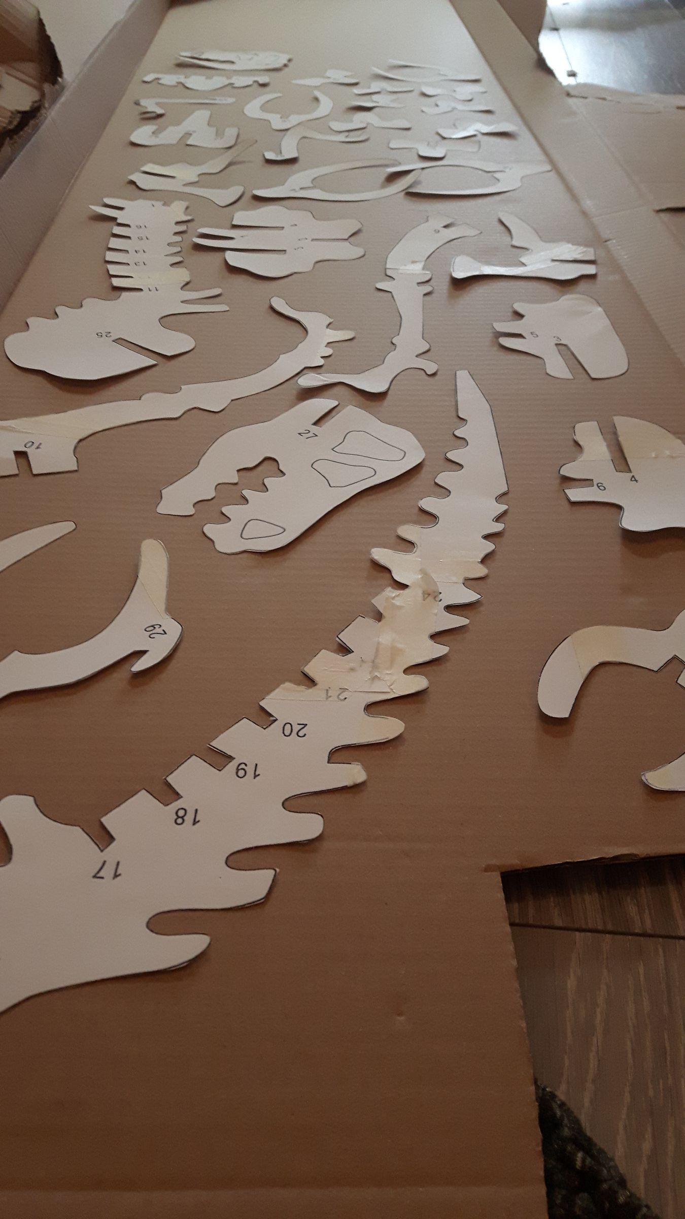 Large Cardboard Dinosaur Skeleton : 5 Steps - Instructables