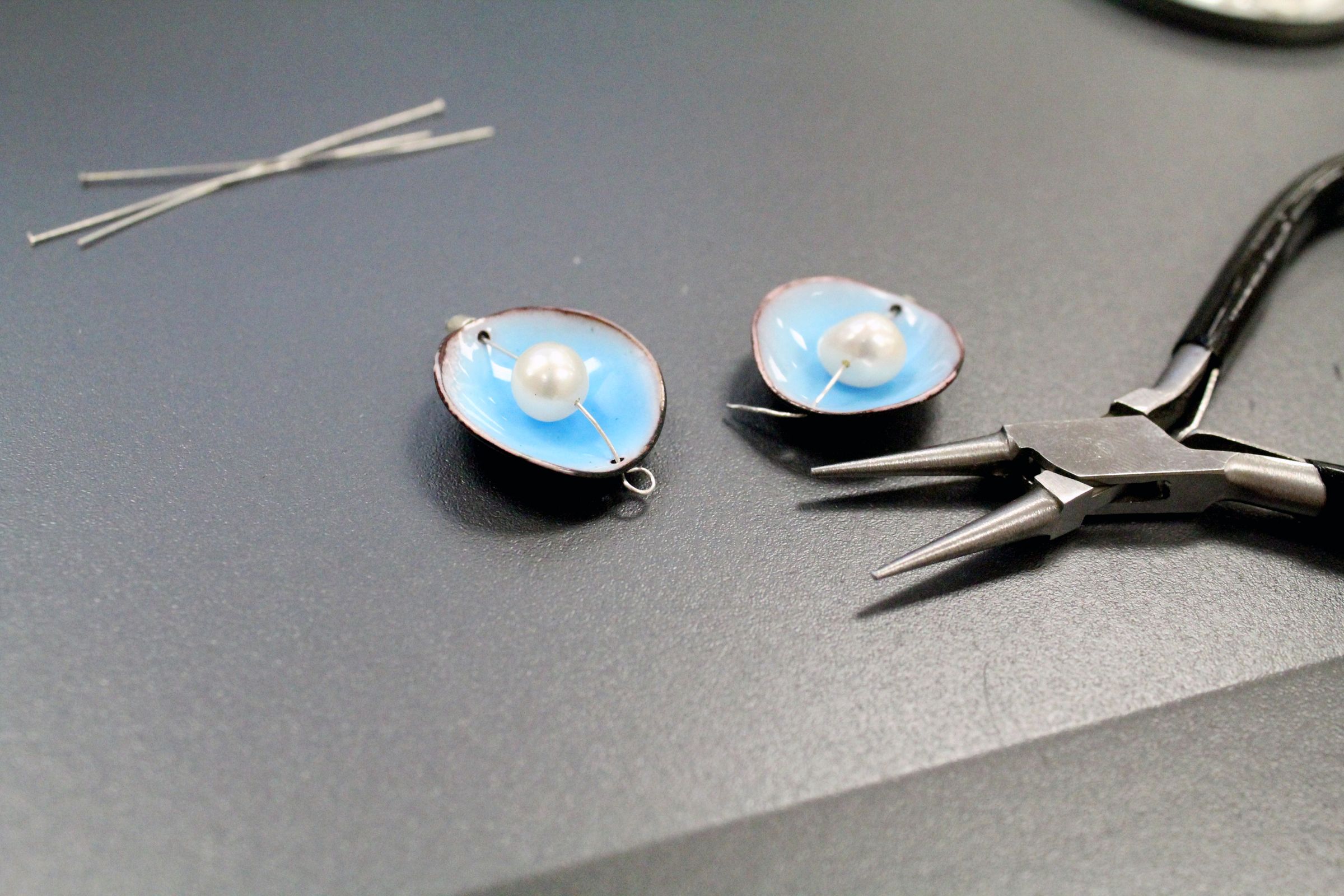 Enameling Metal Jewelry : 13 Steps (with Pictures) - Instructables