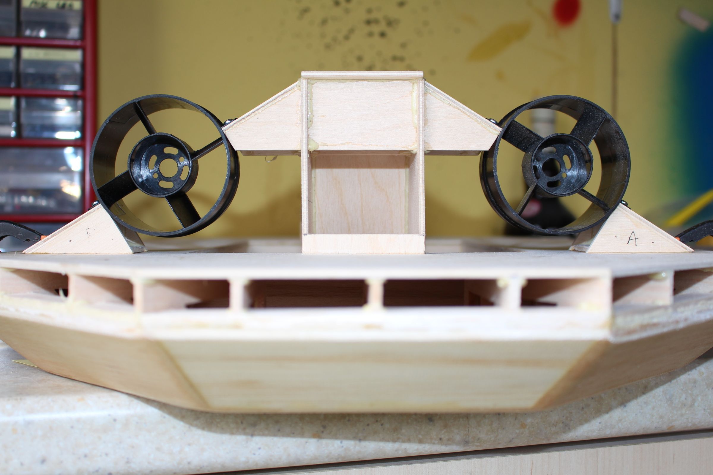 Radio Controlled Electric Hovercraft : 9 Steps (with Pictures ...