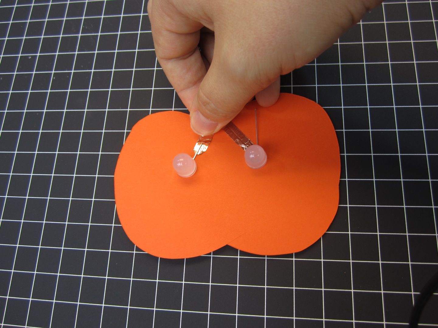 Halloween LED Paper Crafts : 12 Steps (with Pictures) - Instructables