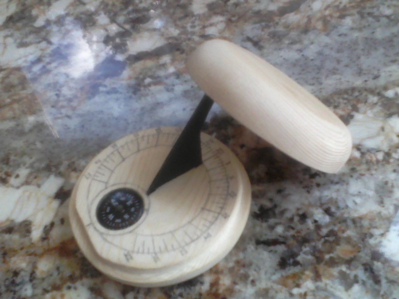 Pocket Sundial : 12 Steps (with Pictures) - Instructables