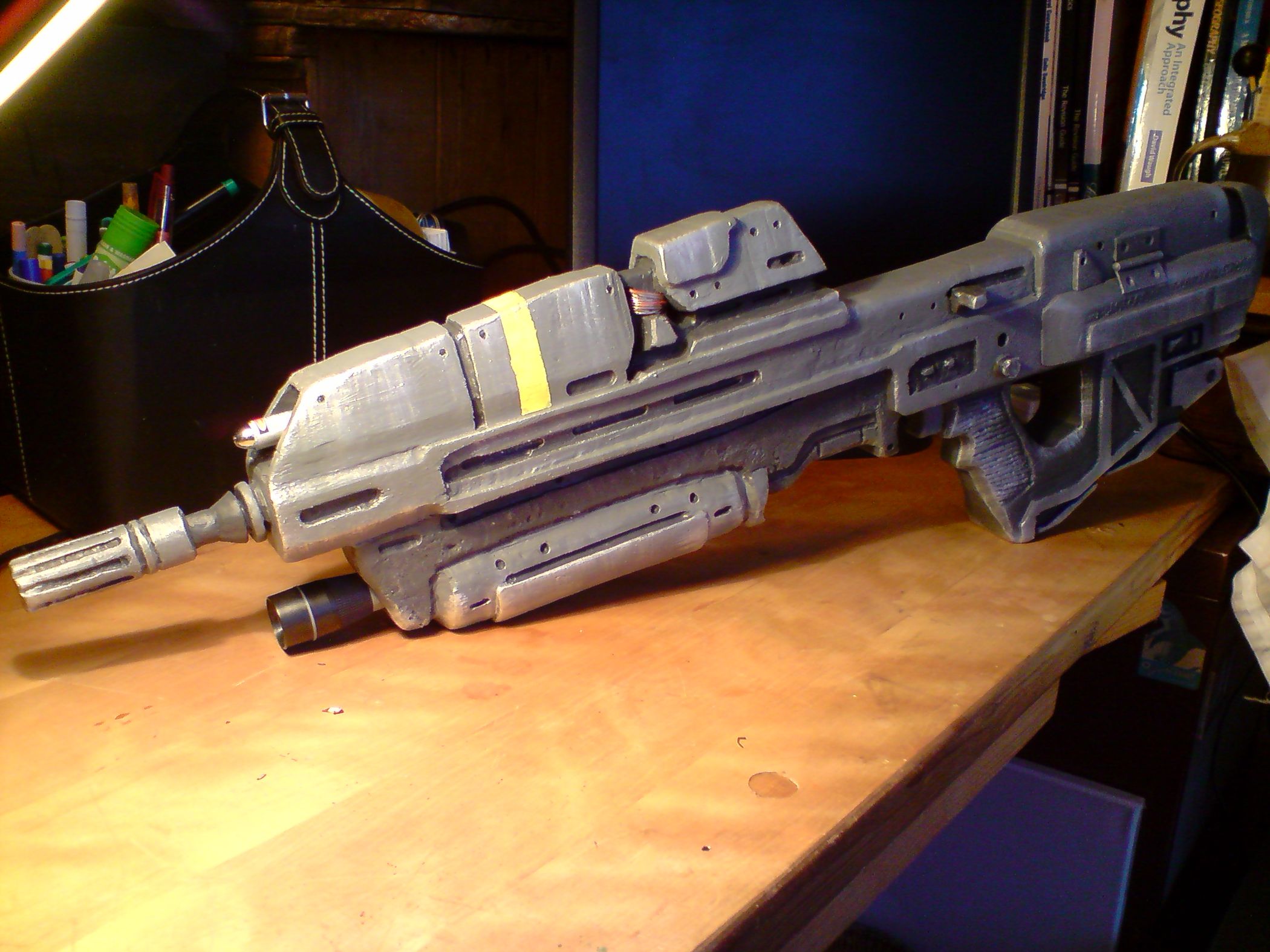 MA37 Assault Rifle : 9 Steps - Instructables
