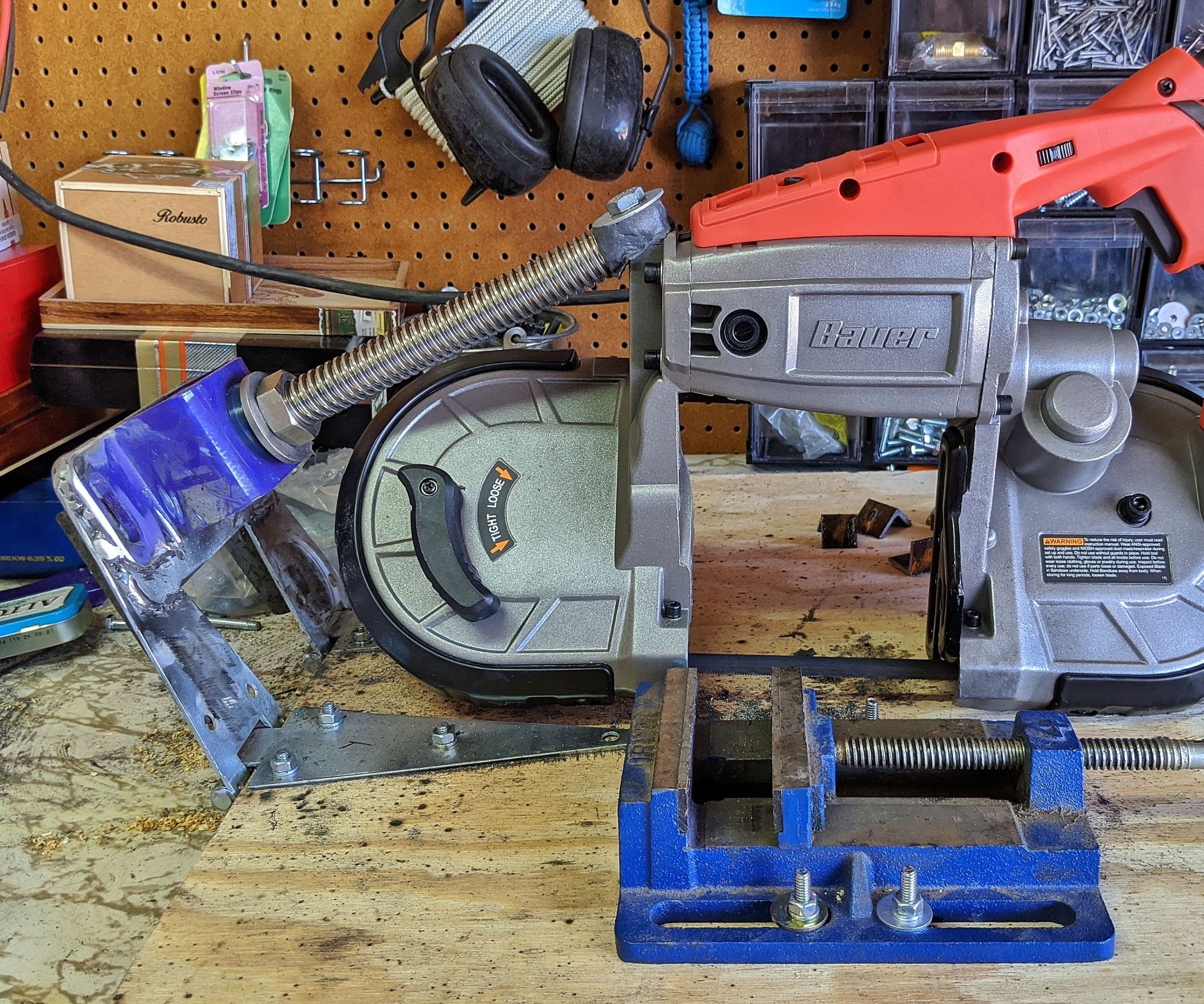 Portable Band Saw Chop Saw Stand : 3 Steps - Instructables