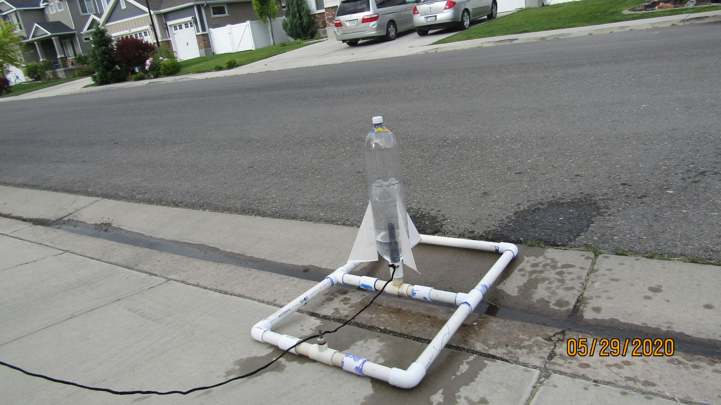 Make a Stable 2 Liter Bottle Rocket : 16 Steps - Instructables