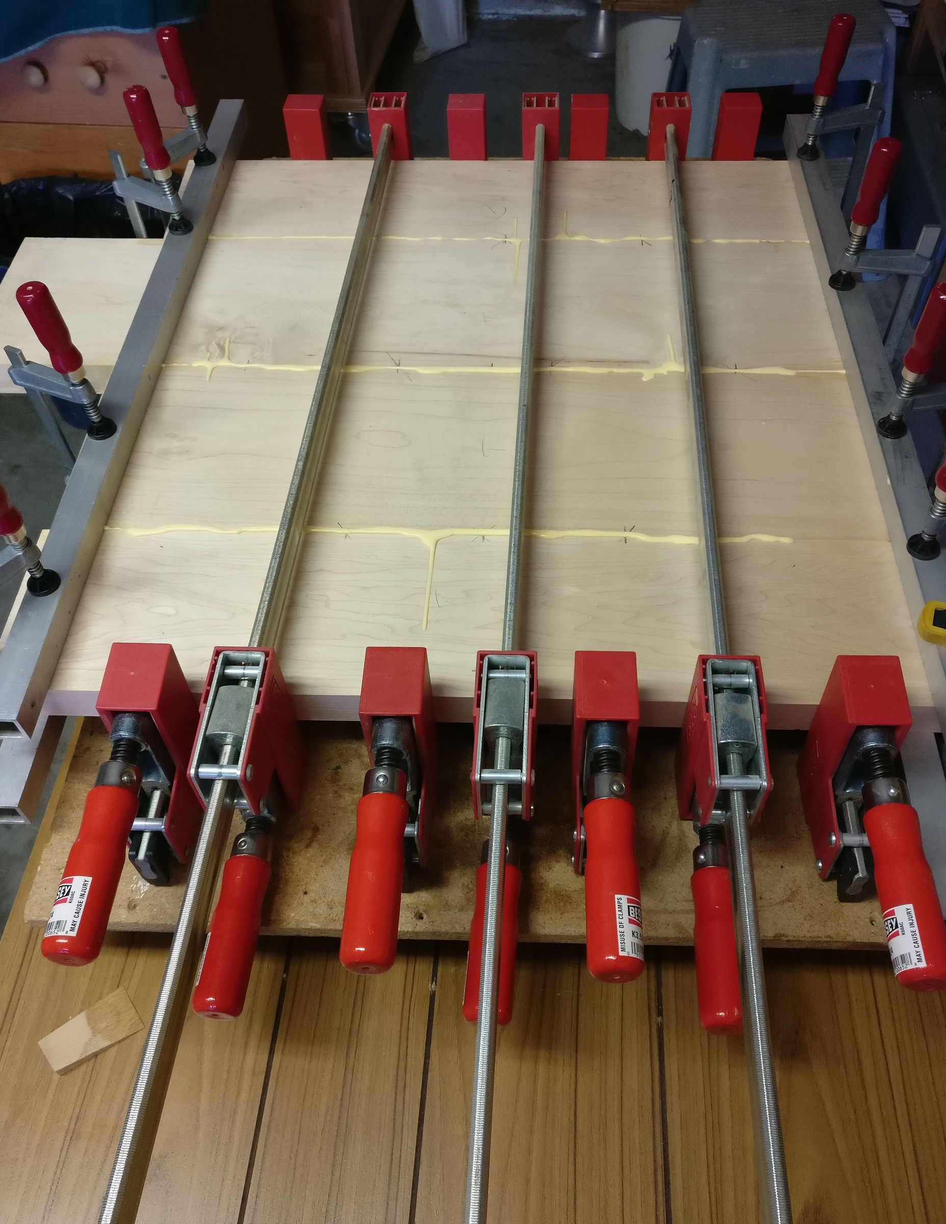 Make a Large Round Dining Table With Turntable : 10 Steps (with ...