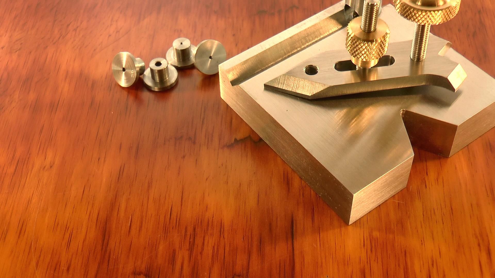 Machining a Finger Plate Clamping Tool : 11 Steps (with Pictures ...