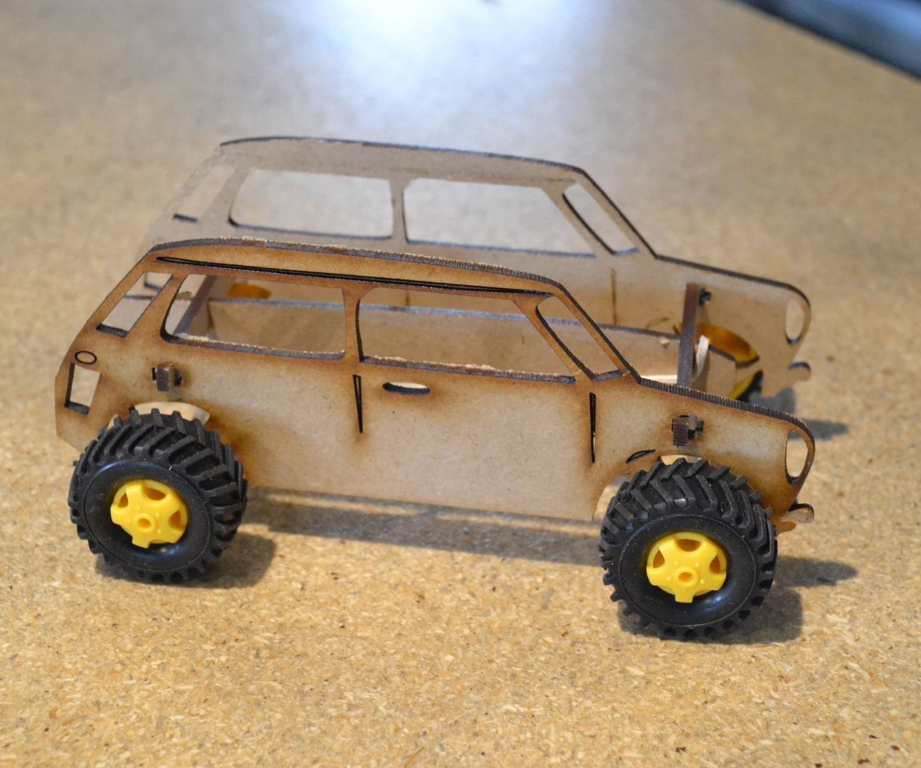 Hacedores Makerspace Completo - Instructables