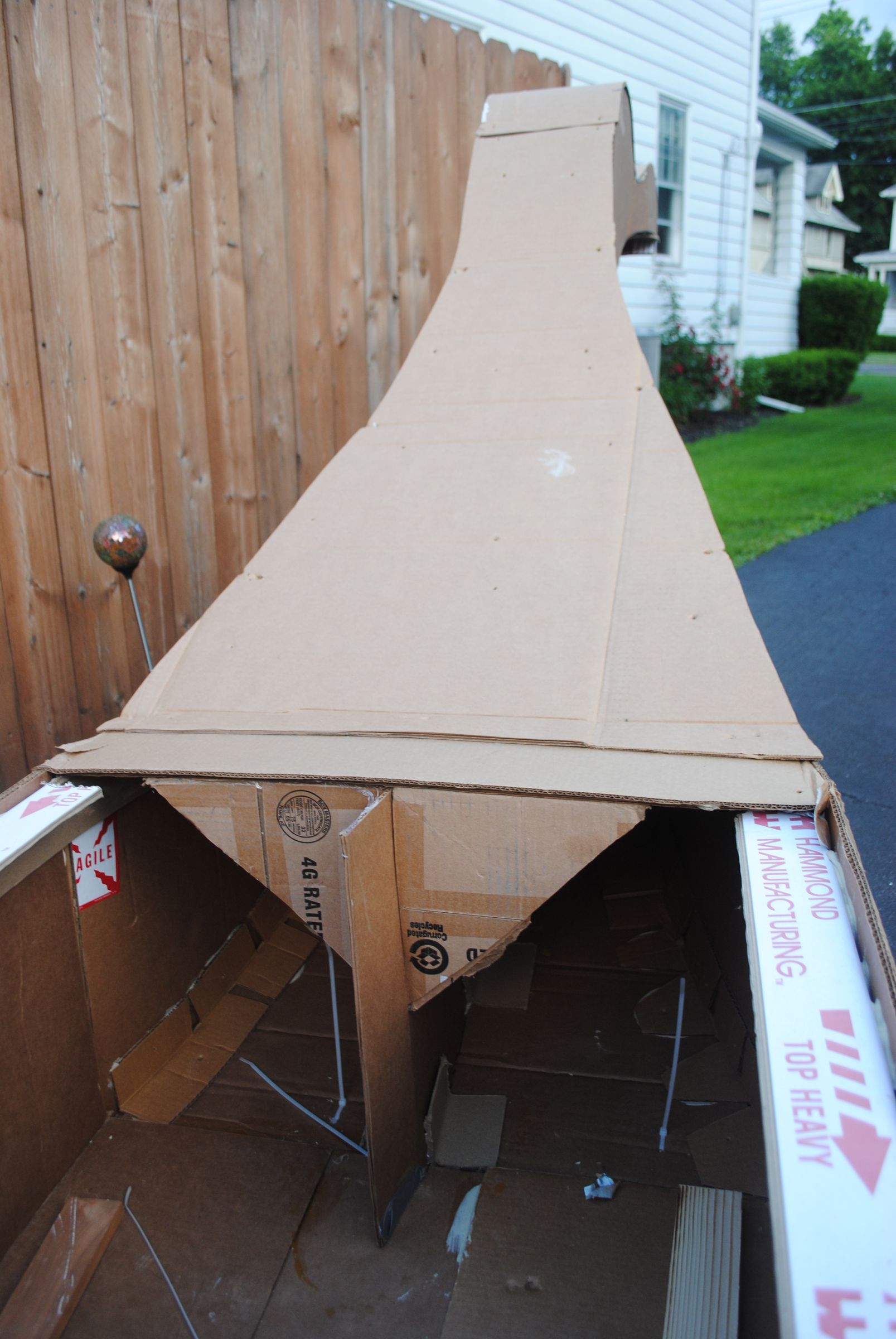 Make a Cardboard Dragon Boat! : 7 Steps (with Pictures) - Instructables