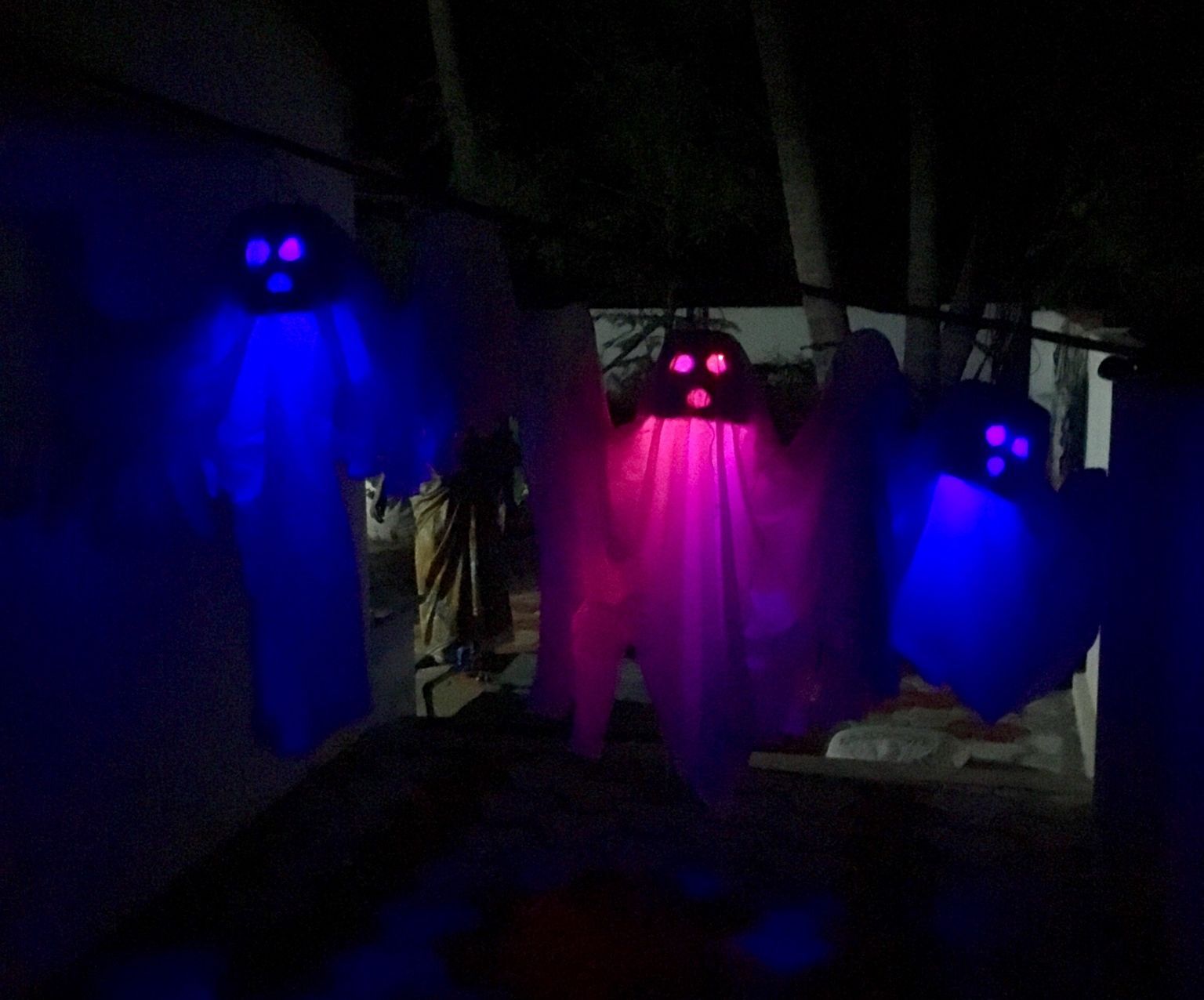 PARTY WITH GHOST FAMILY : 22 Steps (with Pictures) - Instructables