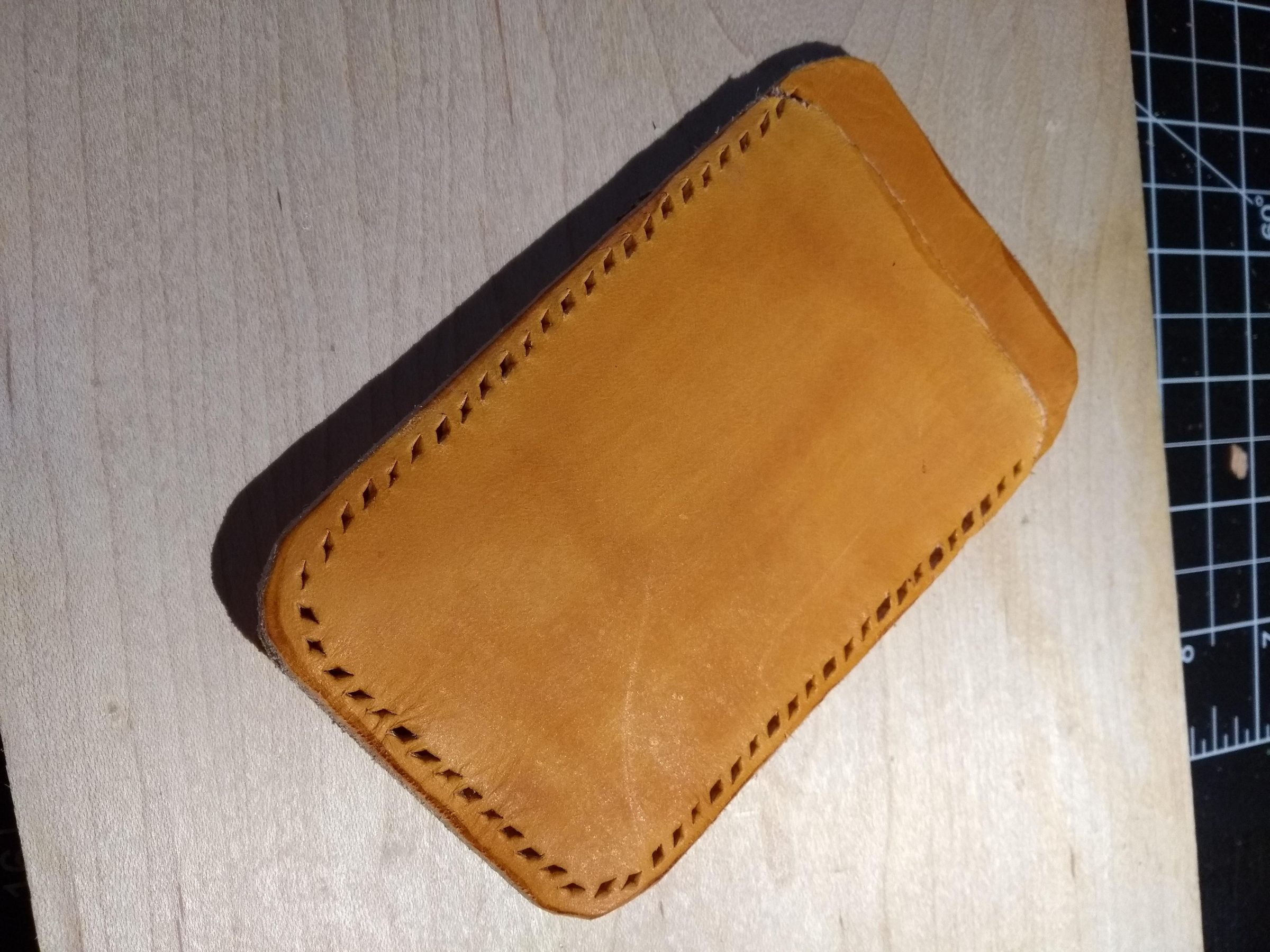 Minimalist Leather Wallet : 6 Steps (with Pictures) - Instructables