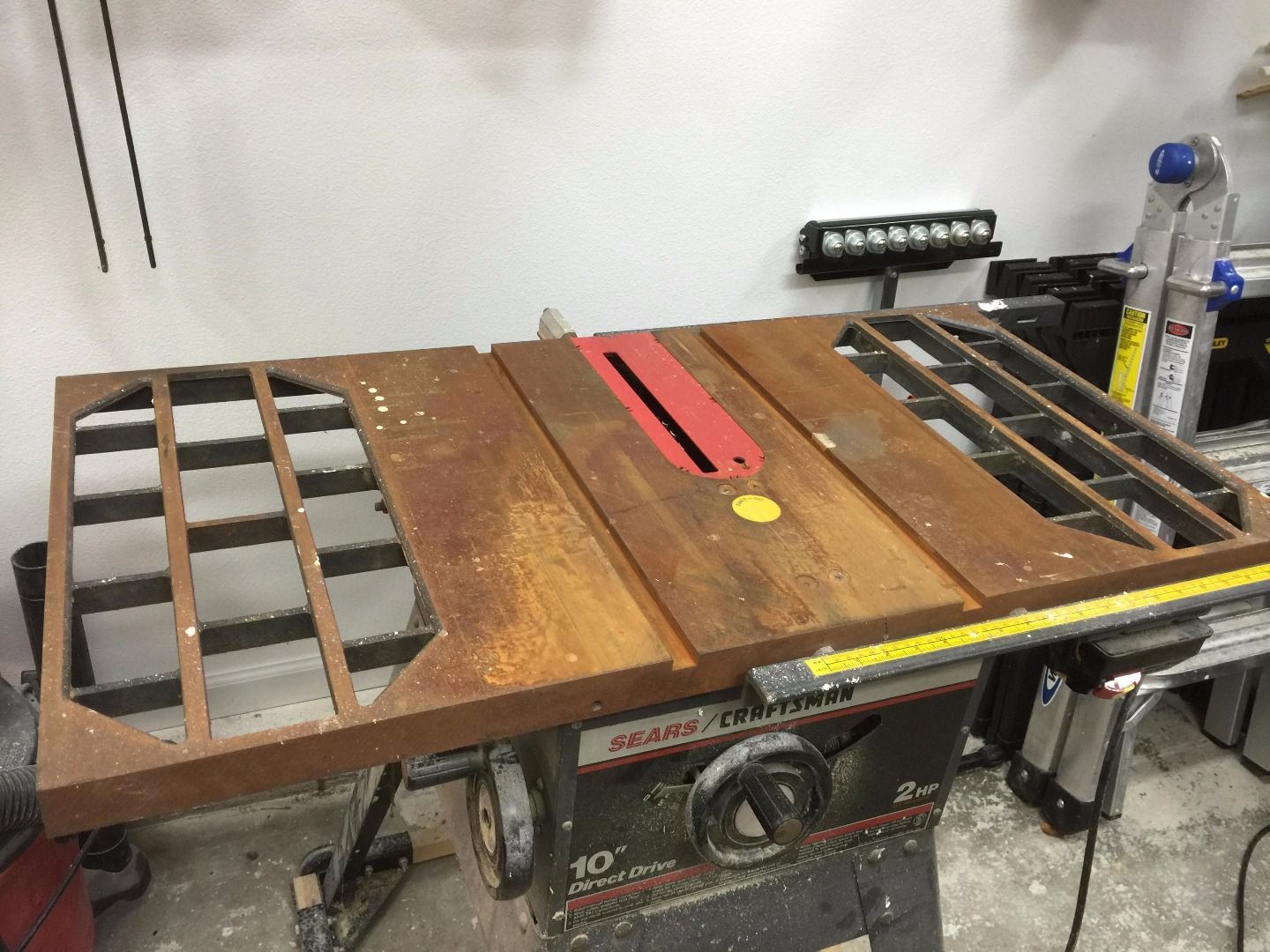 De-Rust Your Old Table Saw : 6 Steps (with Pictures) - Instructables
