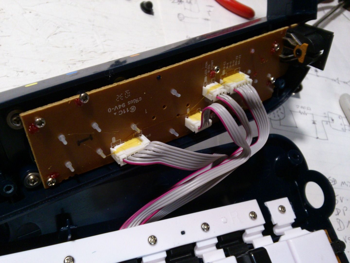 Wireless MIDI for Rock Band Keytar : 5 Steps (with Pictures ...