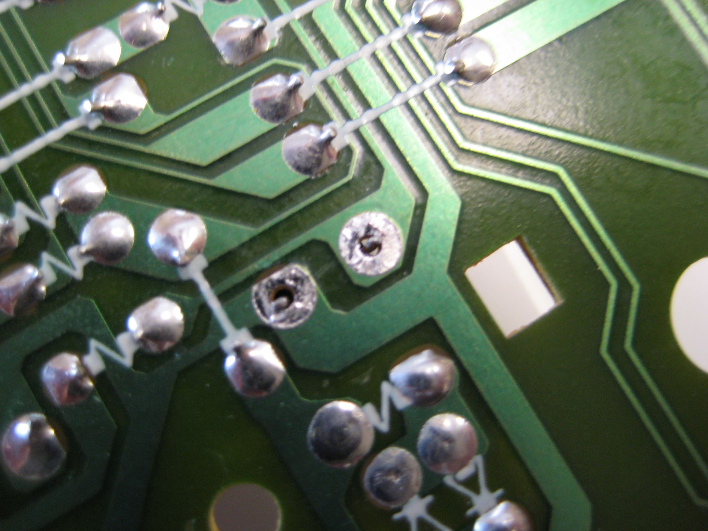 Tool Tip: How to Salvage PCB Parts : 4 Steps - Instructables