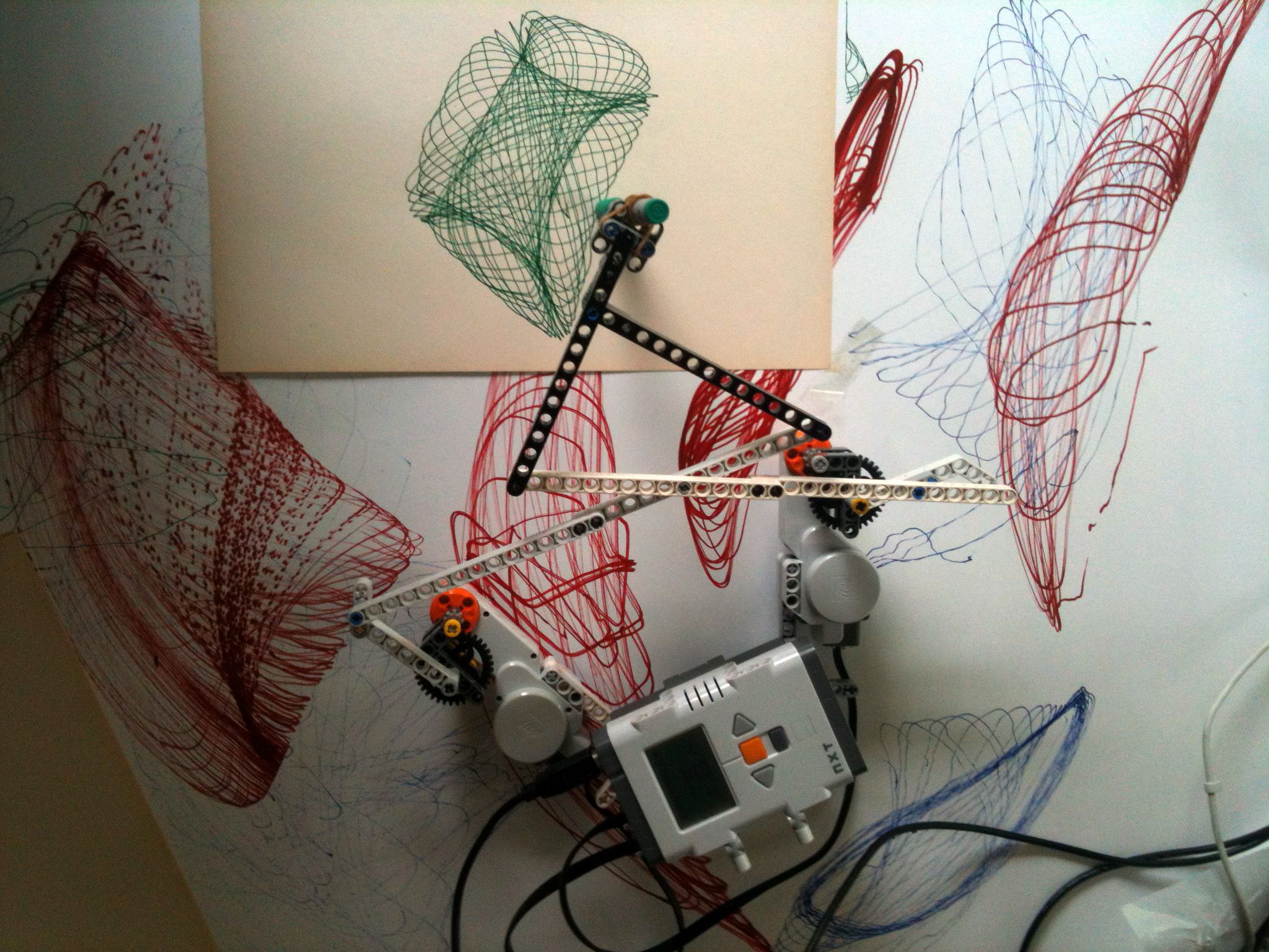 Building a Drawbot With LEGO : 6 Steps (with Pictures) - Instructables