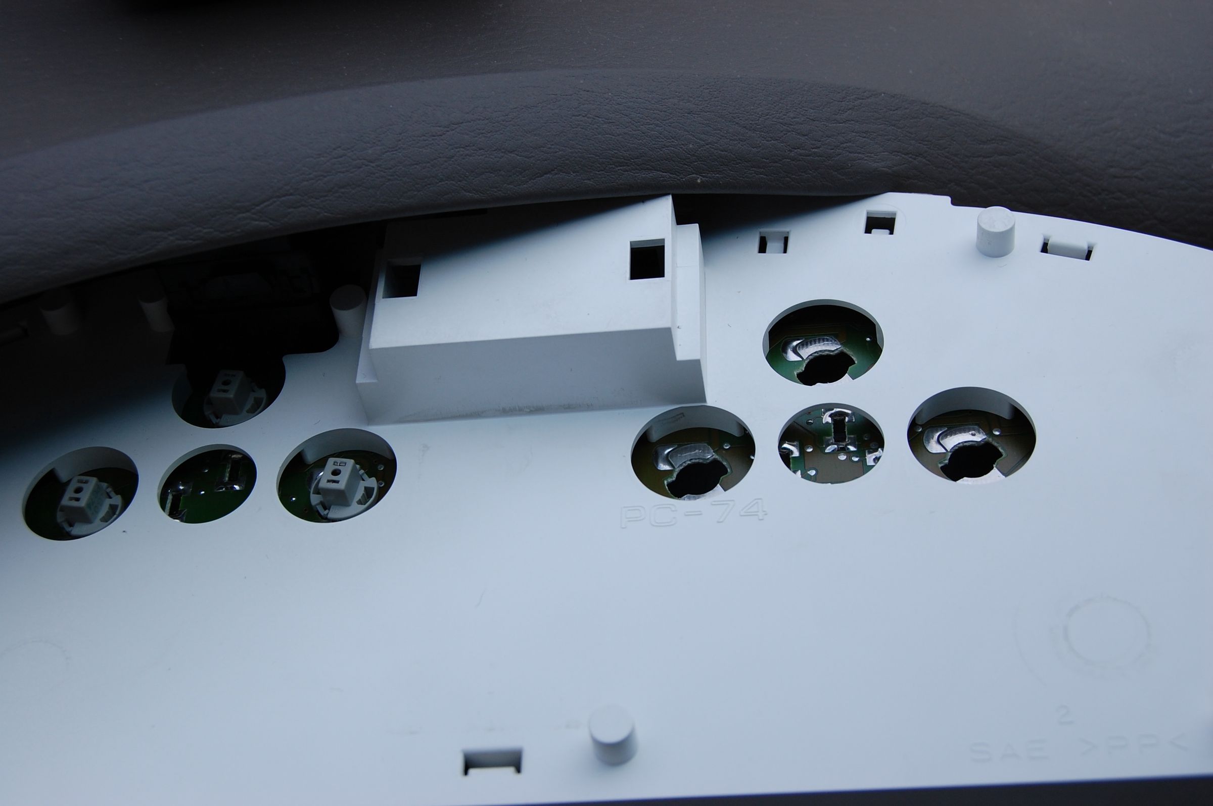 DIY - Save ~$200 and Replace Dash Cluster Bulbs W/LEDs : 8 Steps ...