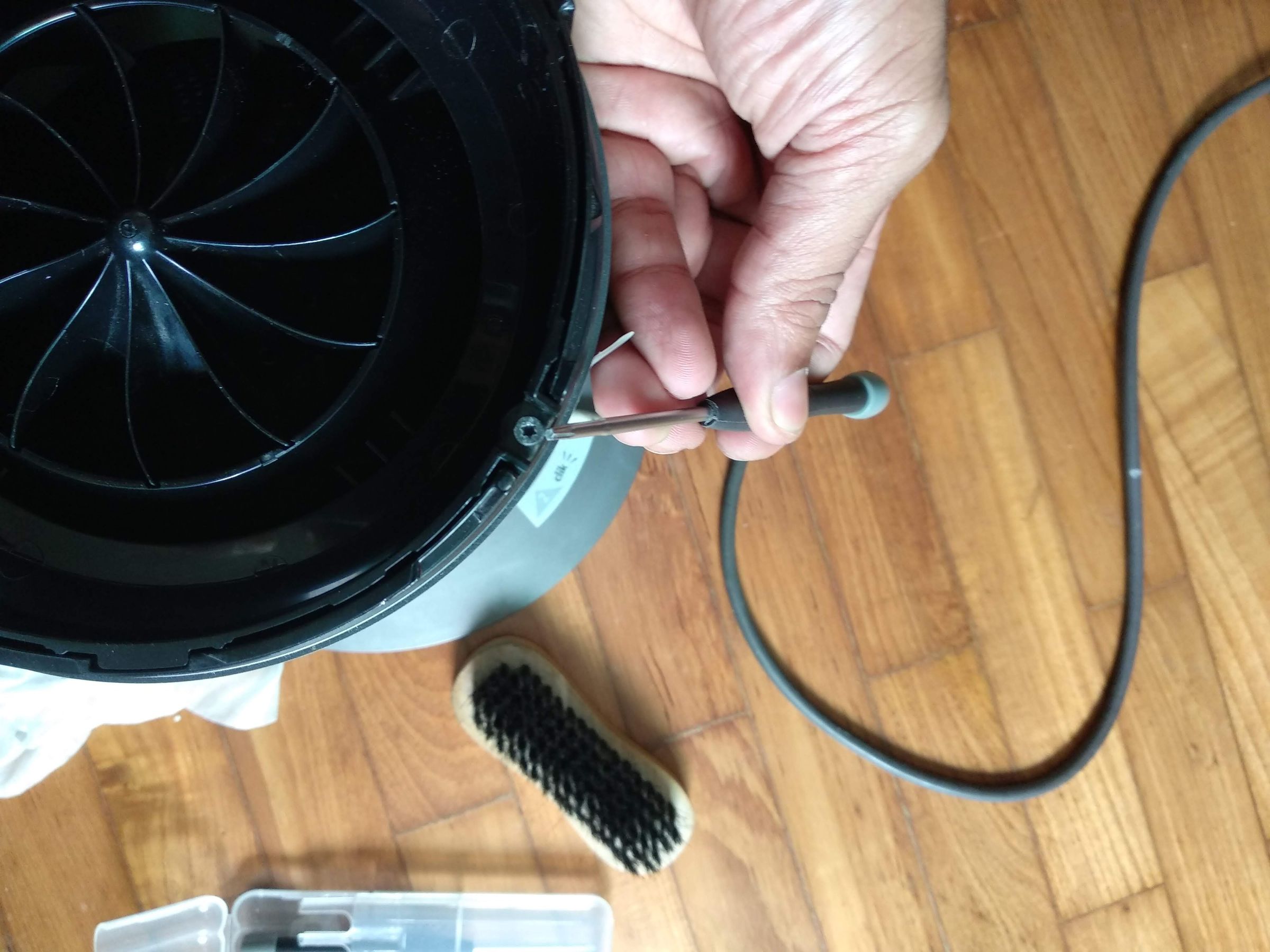 Dyson AM07 Bladeless Fan Disassembly for Cleaning and Maintenance : 6 ...