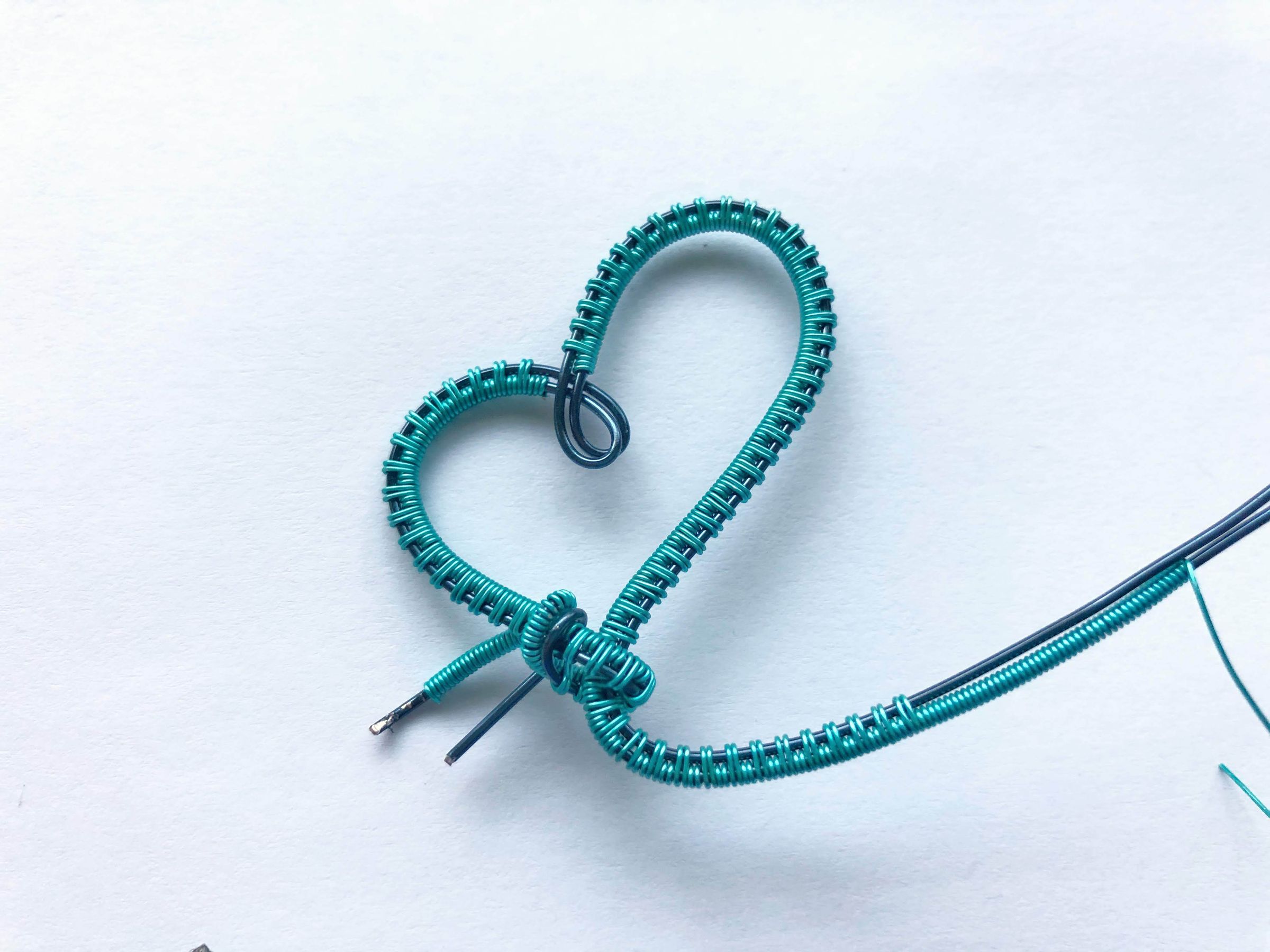 Woven Wire Hearts : 17 Steps (with Pictures) - Instructables