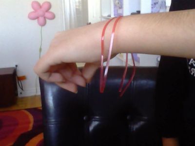 Plastic Lace Bracelet: Zipper : 6 Steps - Instructables