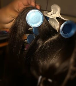 How to Use Hair Rollers : 4 Steps (with Pictures) - Instructables