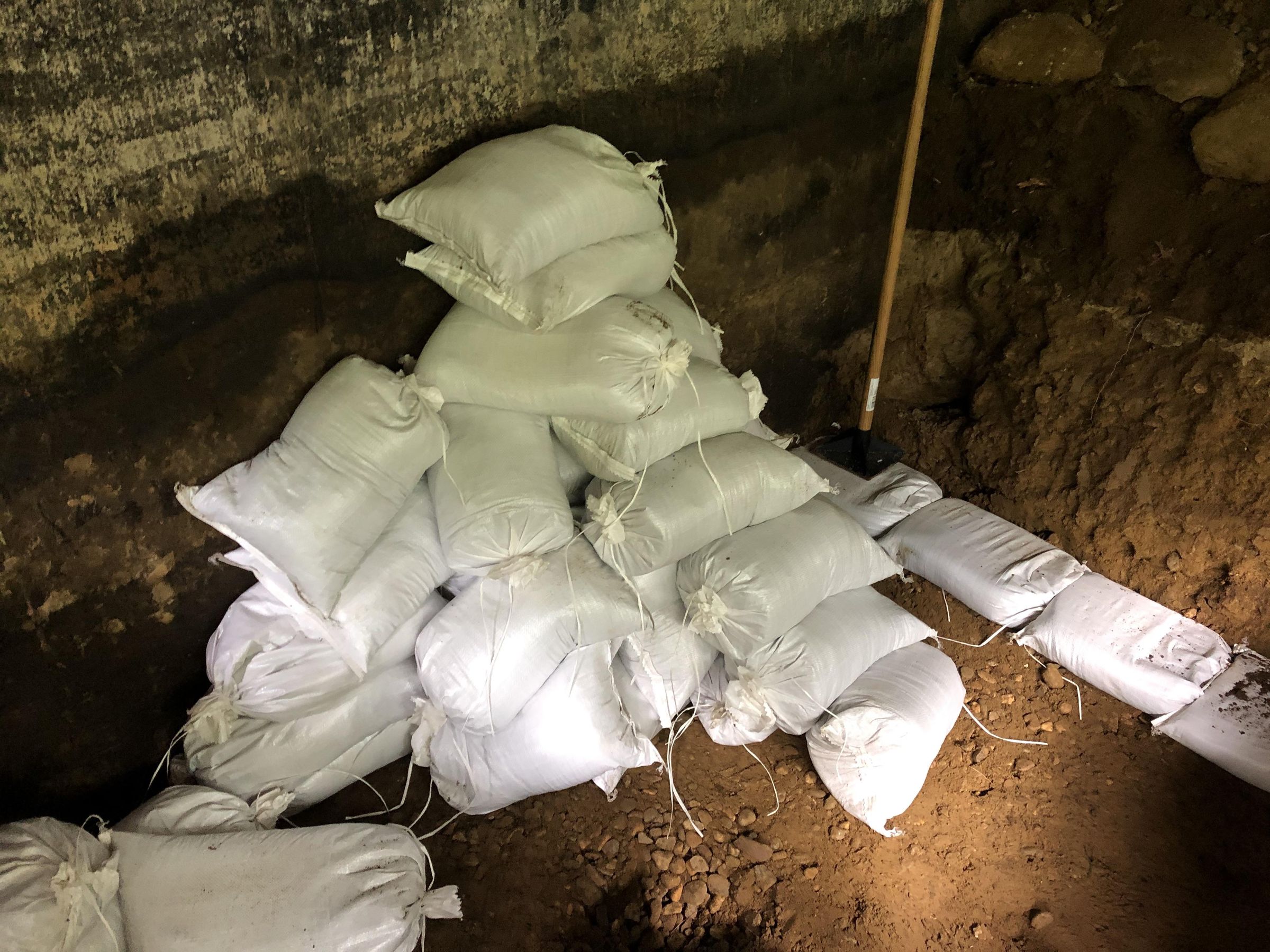 Earthbag Root Cellar : 12 Steps (with Pictures) - Instructables