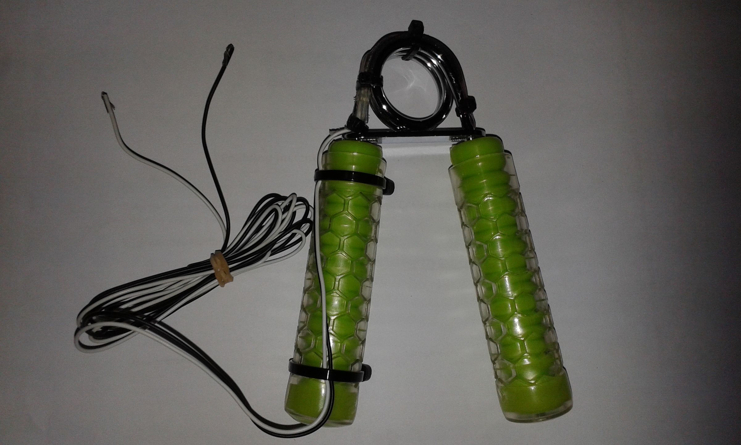 DIY Microcontroller - Hand Dynamometer : 7 Steps - Instructables
