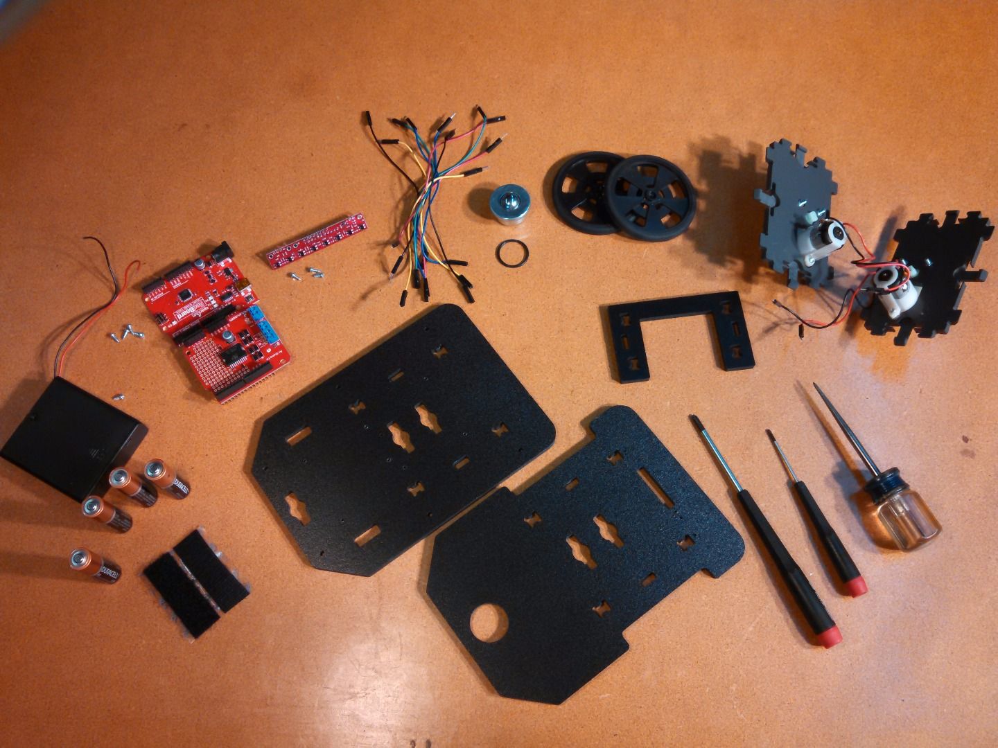Basic Line Following Robot With Arduino : 7 Steps - Instructables