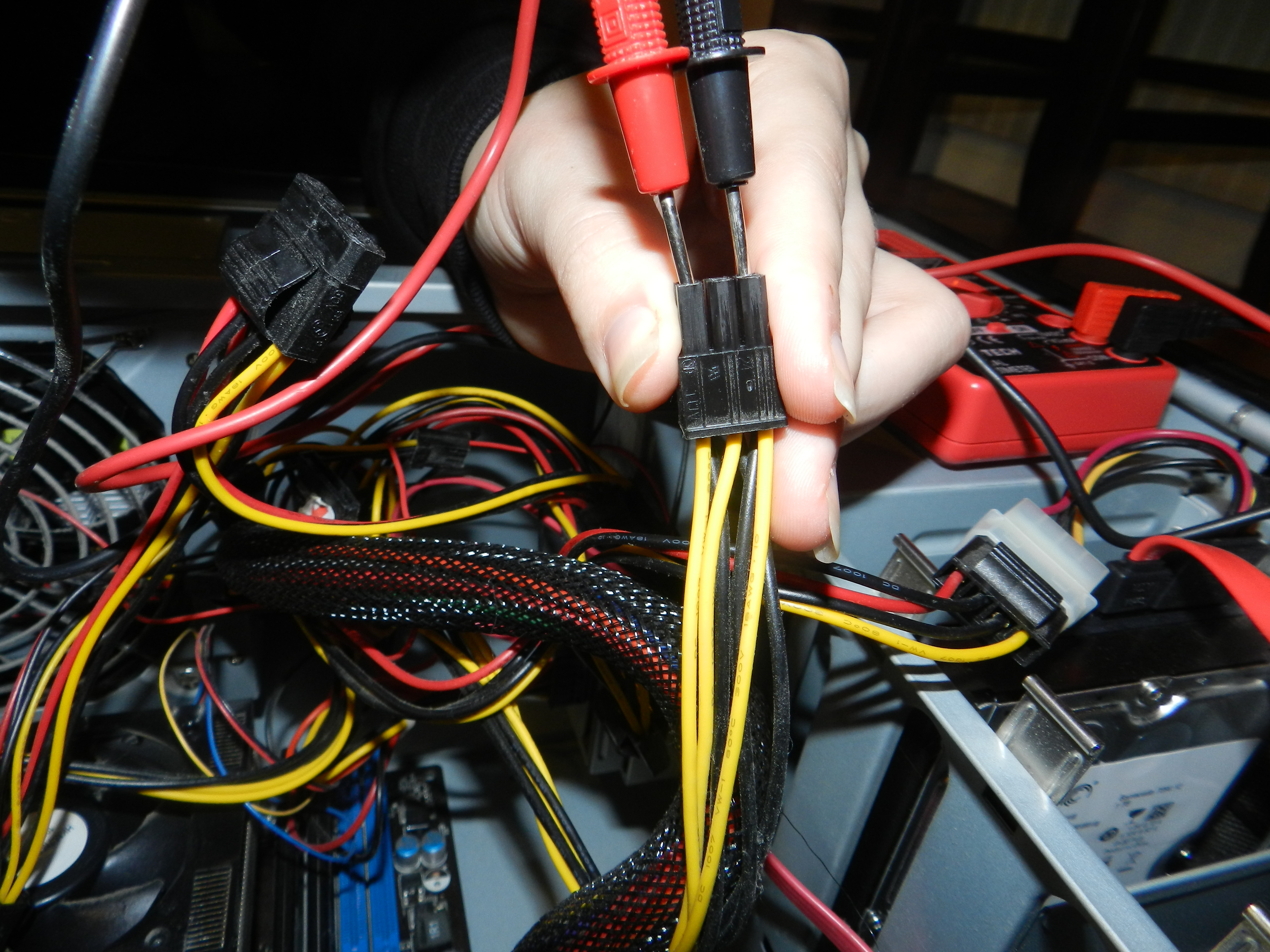 How to Test and Replace a Power Supply for Your Home Computer : 14 ...