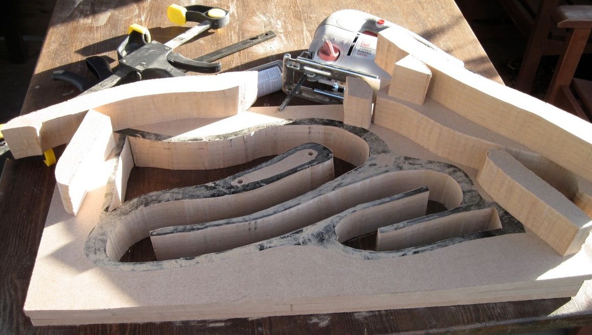How to Build a Curly Box-didge, and How Not To : 14 Steps (with ...
