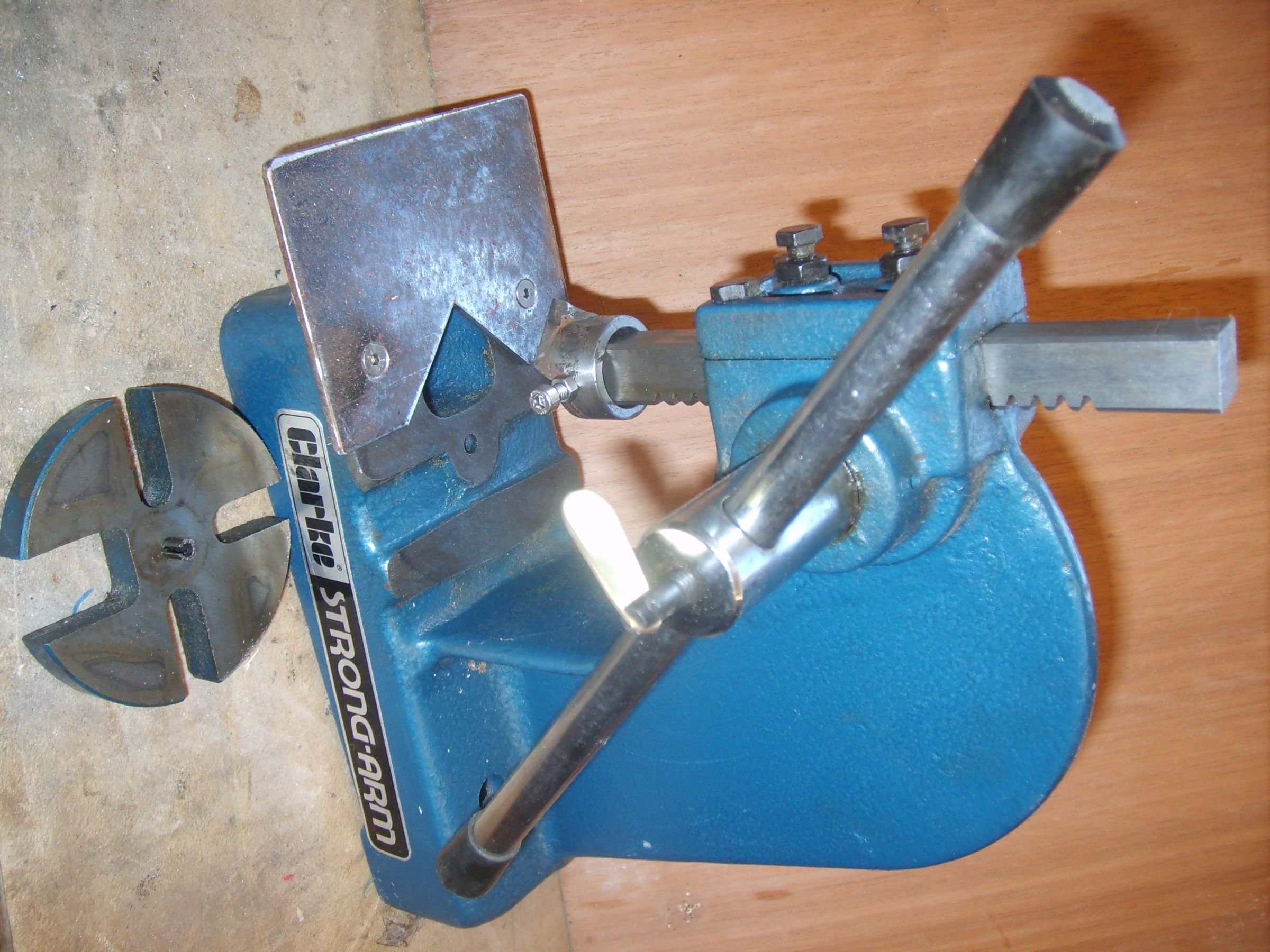 Corner Notcher : 6 Steps (with Pictures) - Instructables