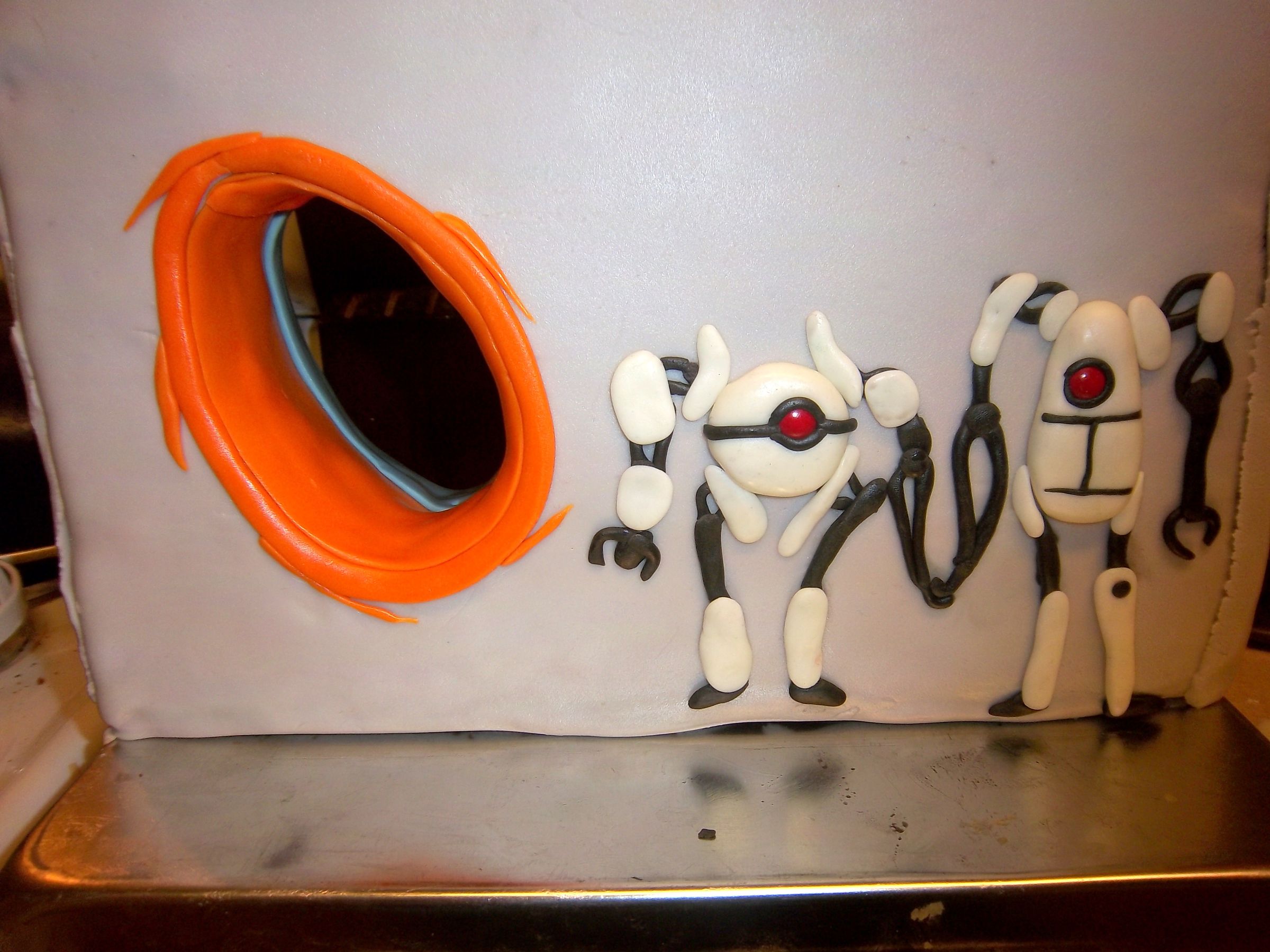 Portal 2 Cake - Instructables