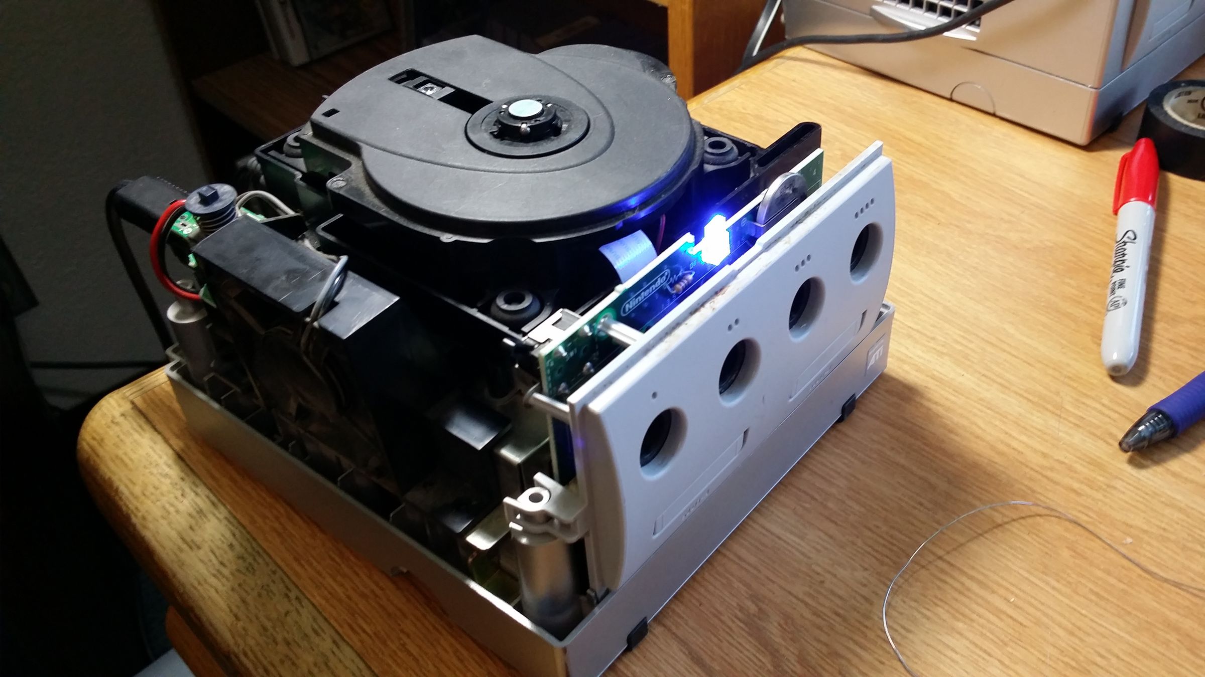 Homemade GameCube Mod-Chip : 10 Steps - Instructables