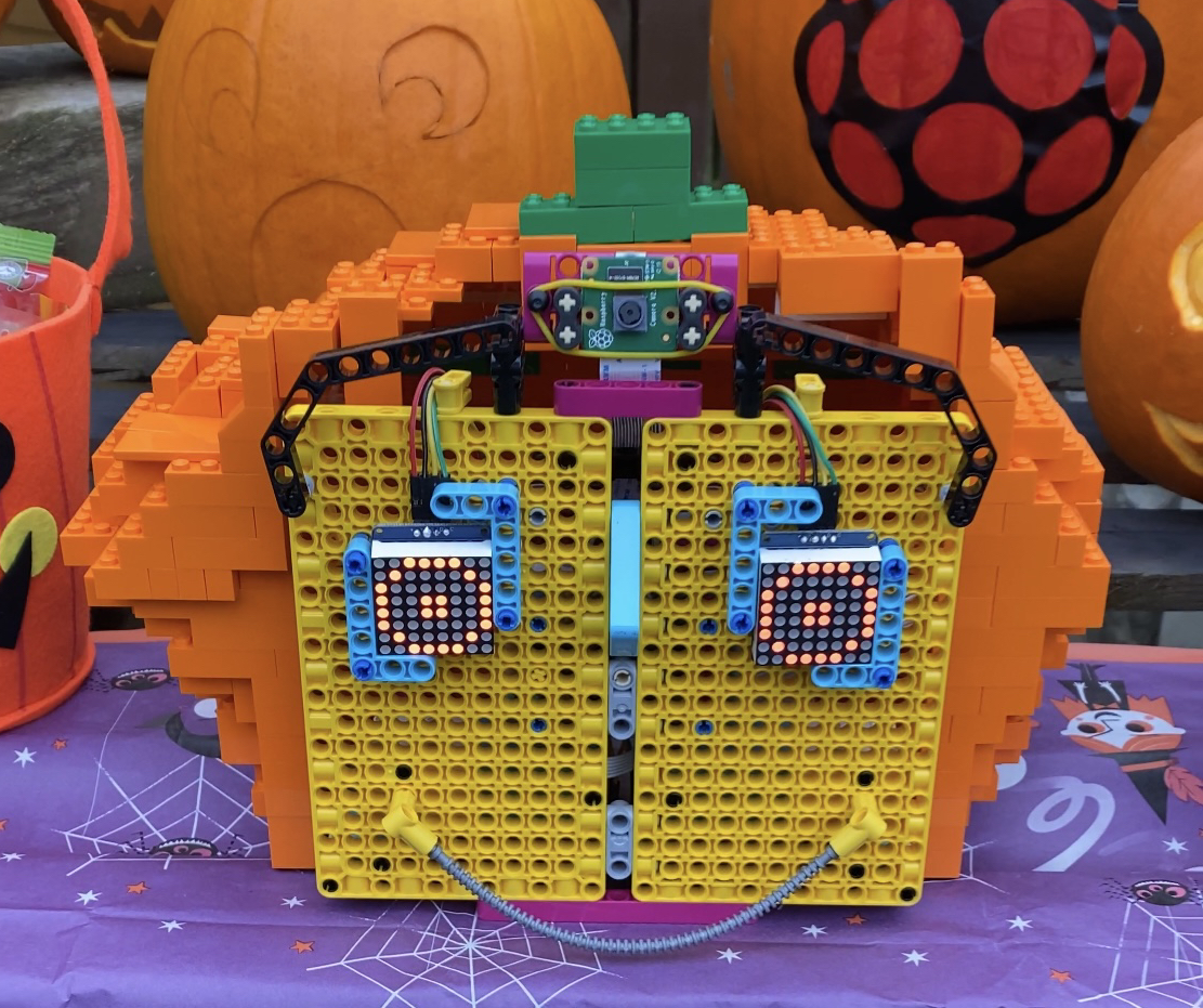 A LEGO® Robot Pumpkin : 5 Steps (with Pictures) - Instructables