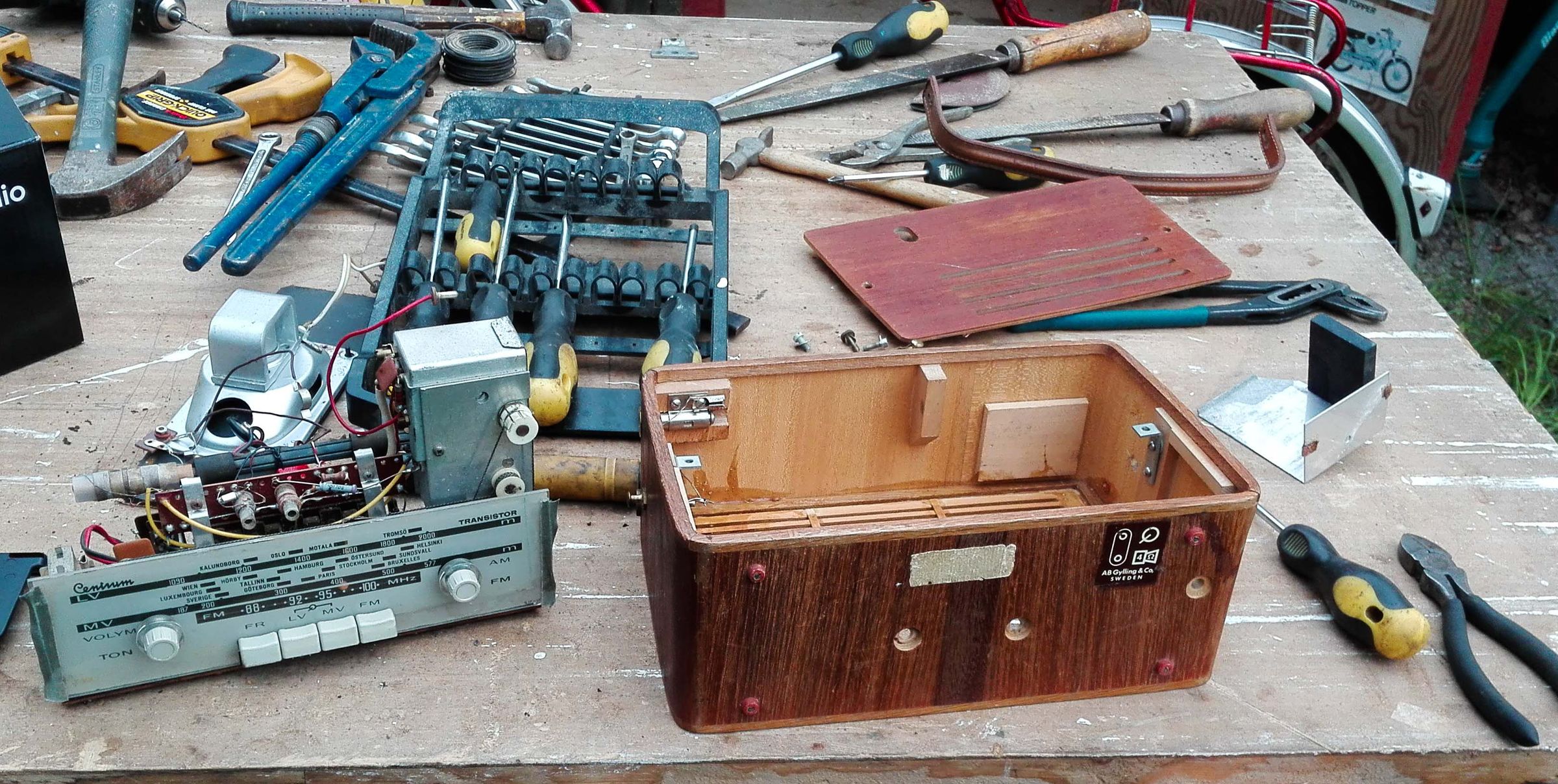 Retro Radio Upgrade : 5 Steps (with Pictures) - Instructables