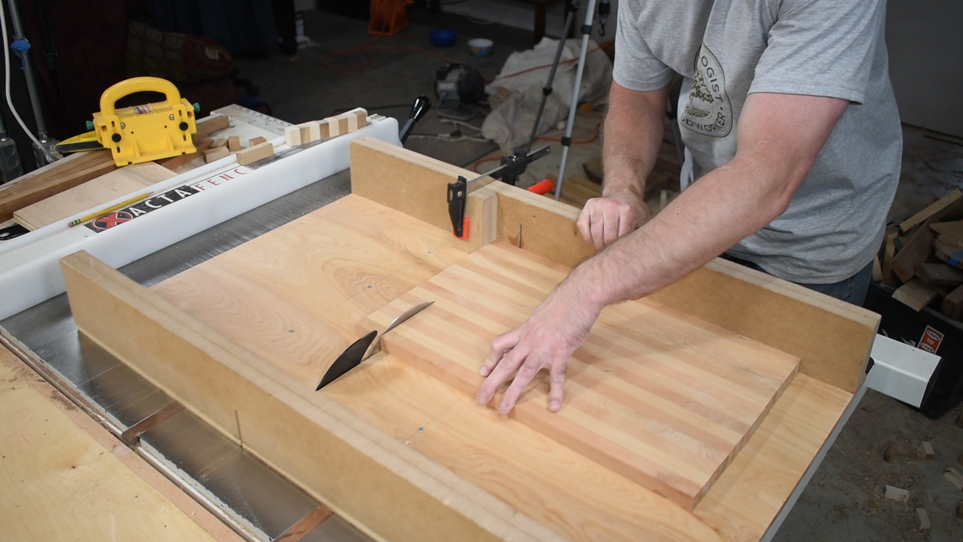 Make a Plaid Cutting Board : 9 Steps (with Pictures) - Instructables