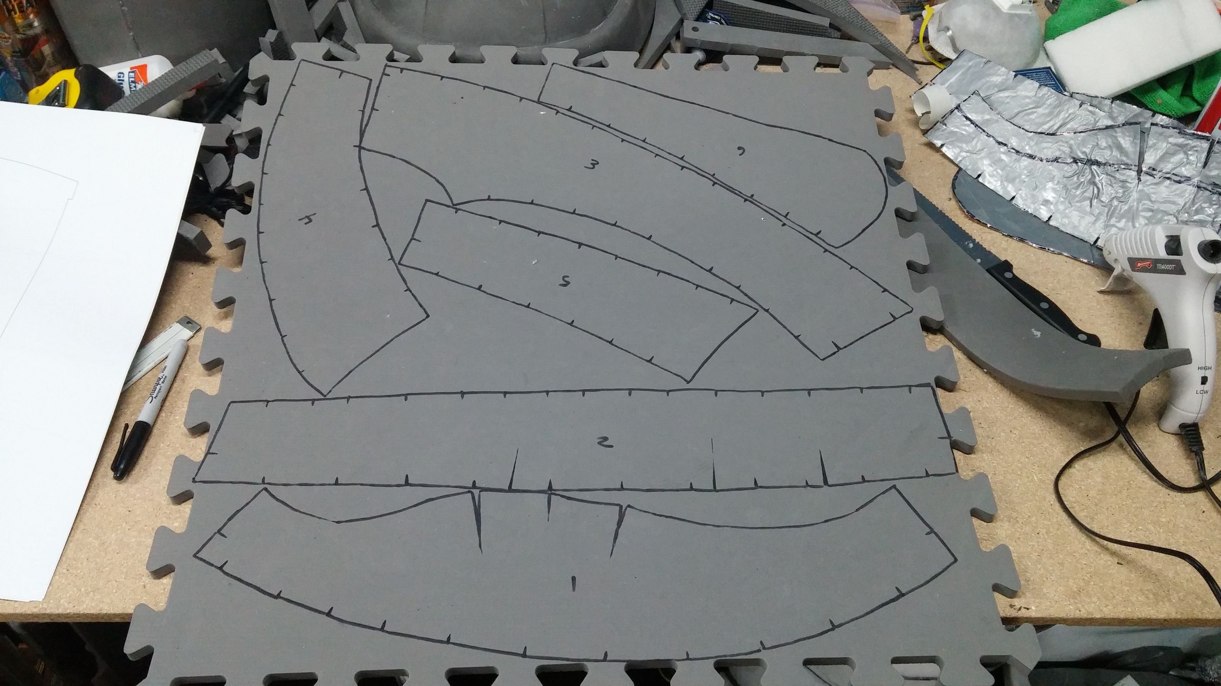 Starcraft 2 Jim Raynor Armor : 24 Steps (with Pictures) - Instructables